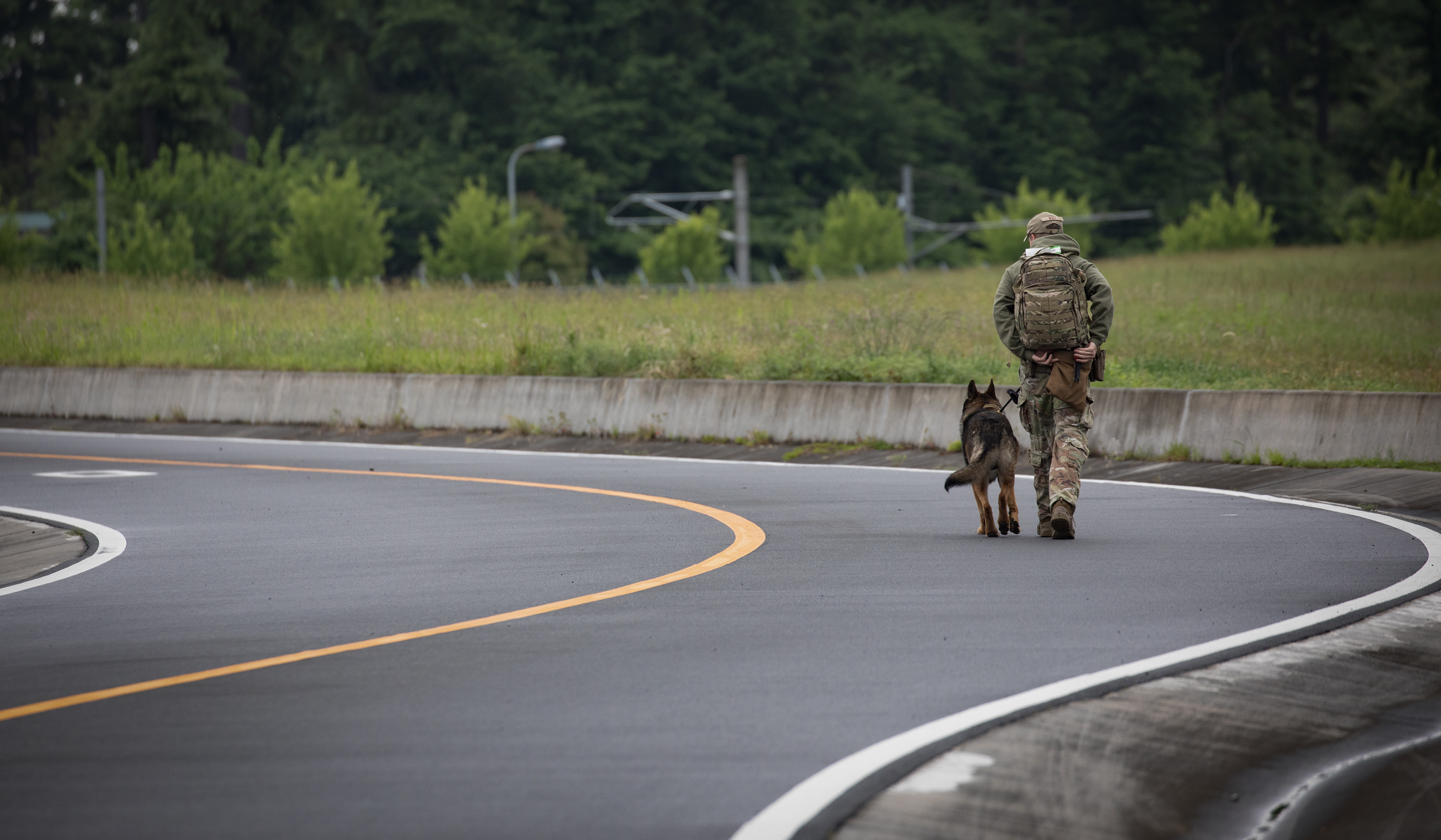 US, JASDF participate in ruck march during National Police Week ...