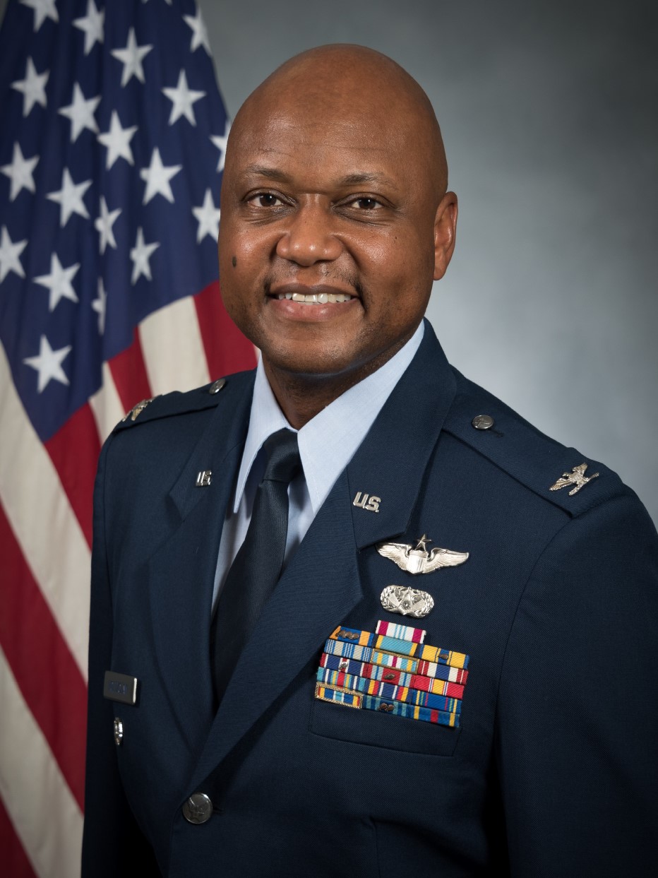 COLONEL DAMION L. HOLTZCLAW > Air University (AU) > Biography