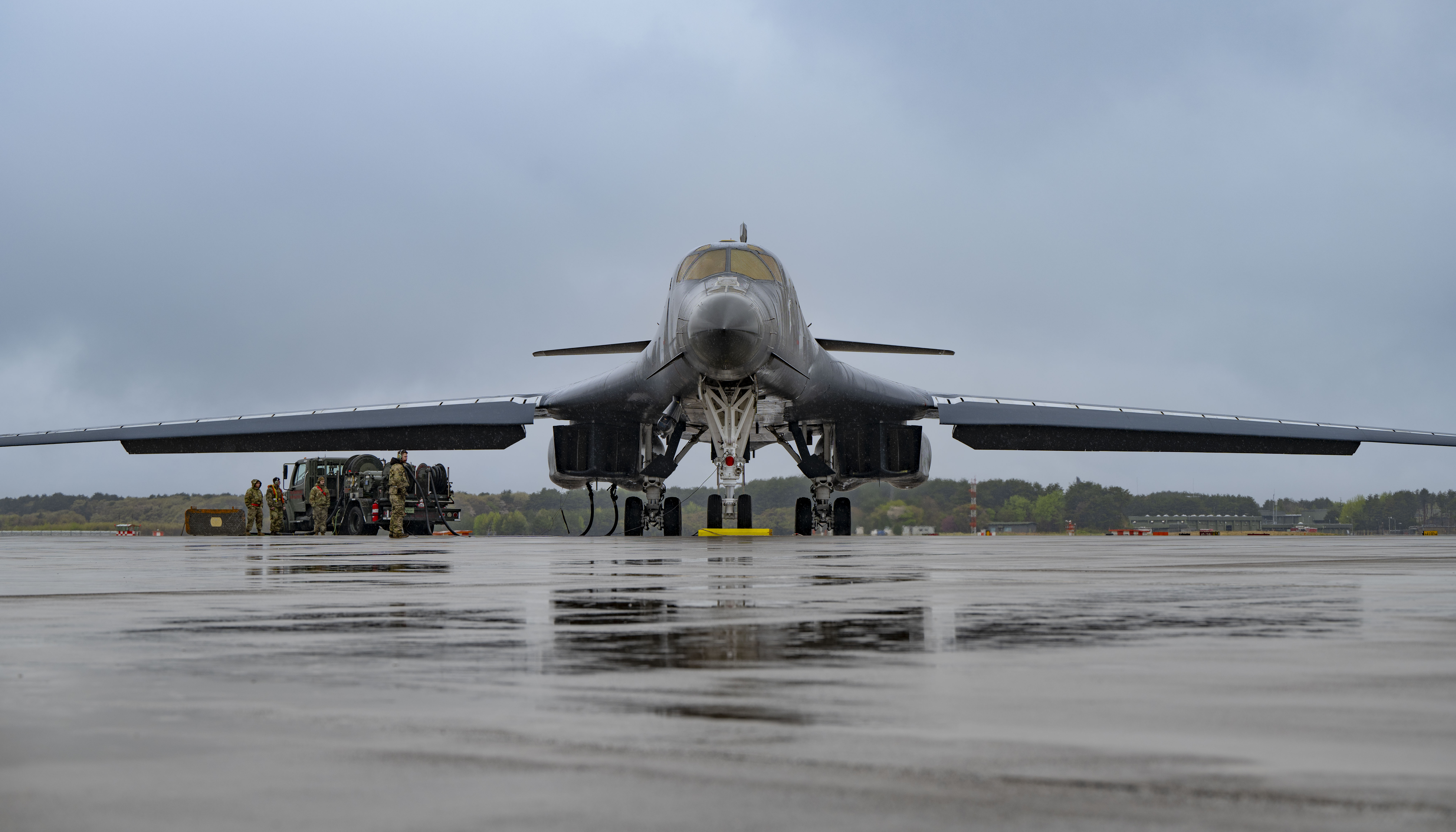 Behind the Bomber: The team driving operational success > Kadena Air ...