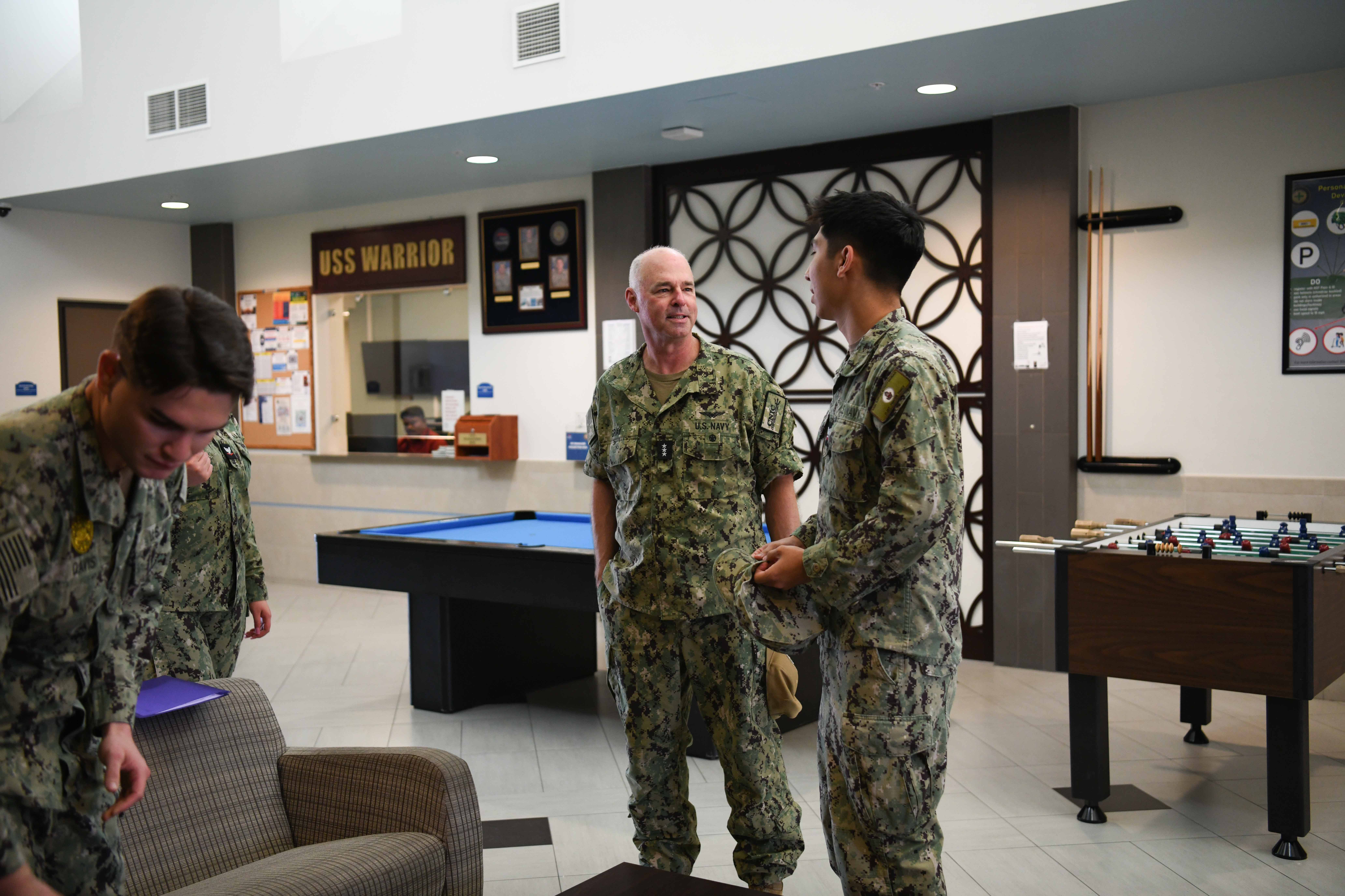 CNIC Leader: ‘NSA Bahrain Integral to Middle East’ > United States Navy ...