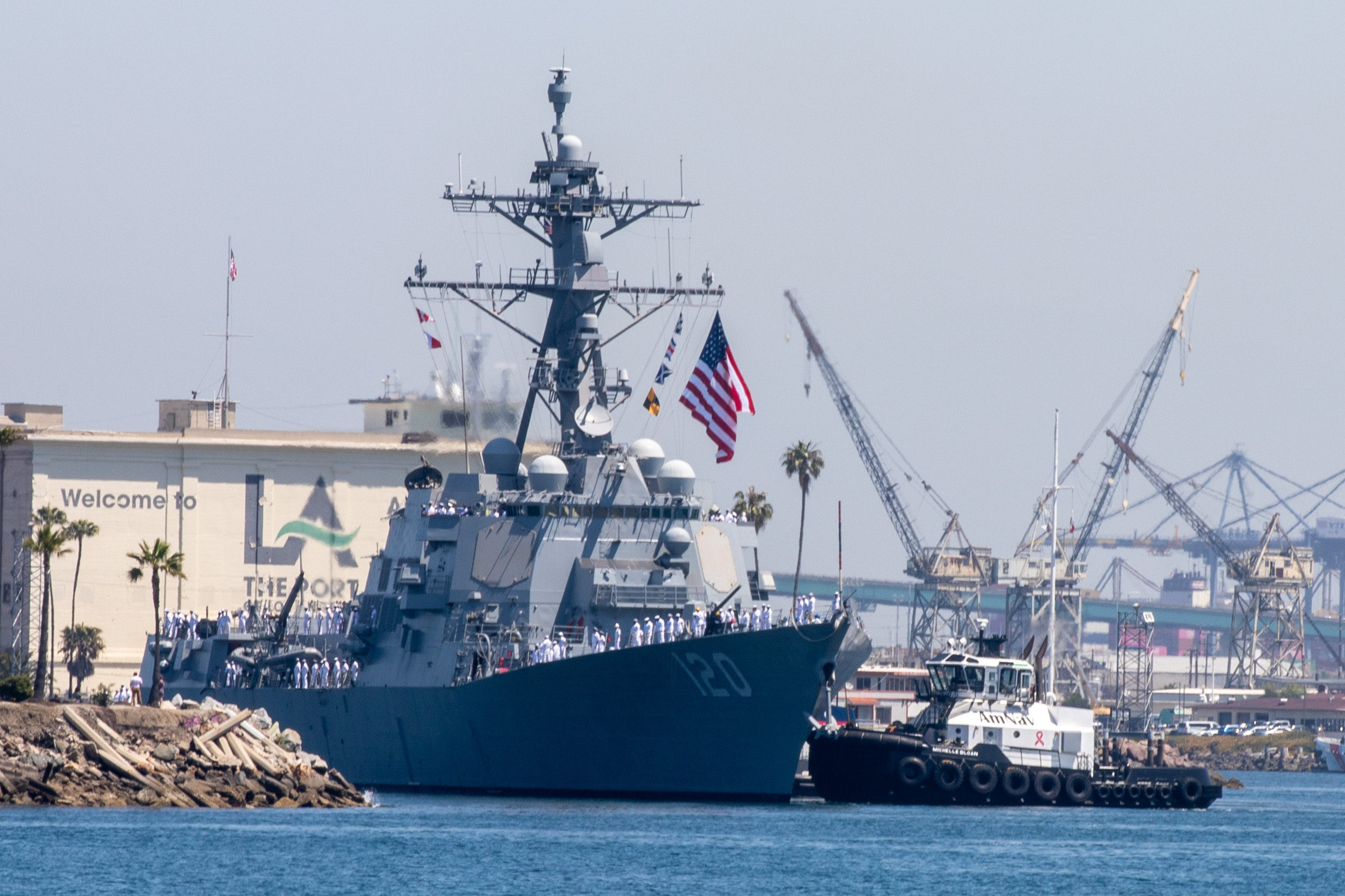 USS Carl M.Levin arrives in Los Angeles for Fleet Week
