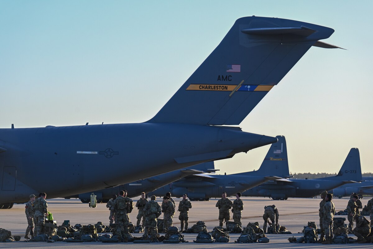 726th Air Mobility Squadron partners with 173rd Airborne Brigade to ...