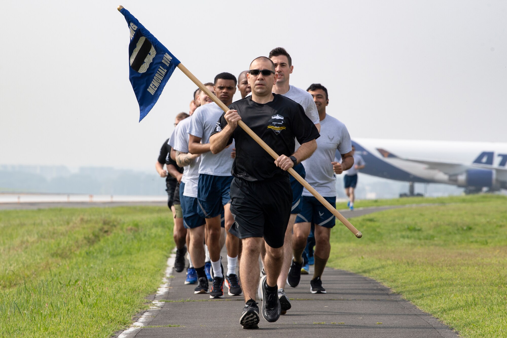 515 AMOG, 374 LRS honor the fallen during Port Dawg Rodeo > Yokota Air ...