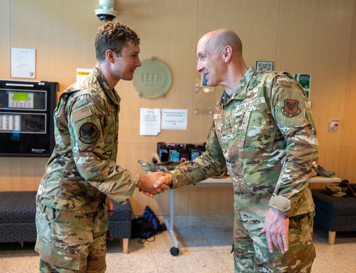 CSAF underscores Beale's role in Forging the future force > Air Combat ...