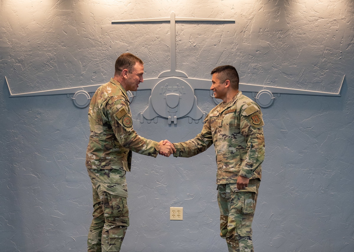 AMC Commander Visits 62d AW, Reinforces Agile Combat Employment and ...