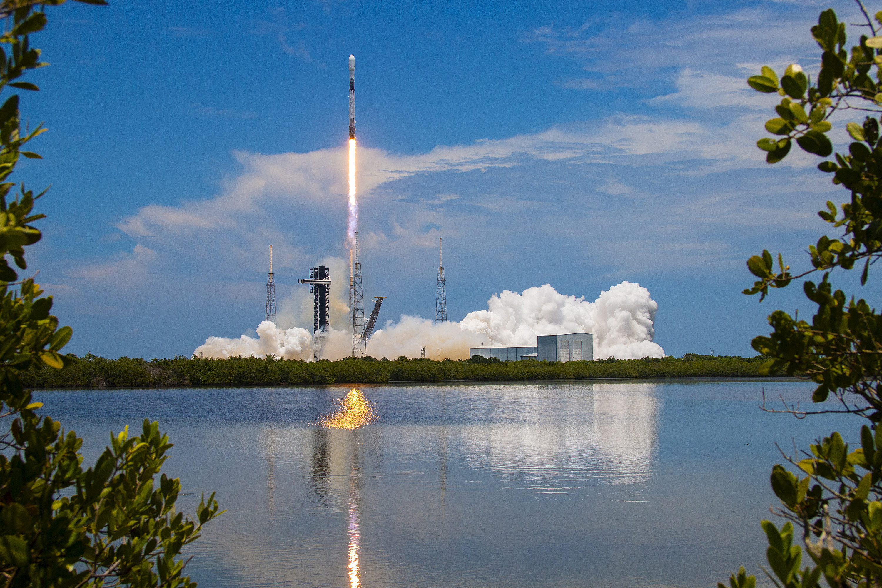 U. S. Space Force Field Commands successfully launch GPS III ...