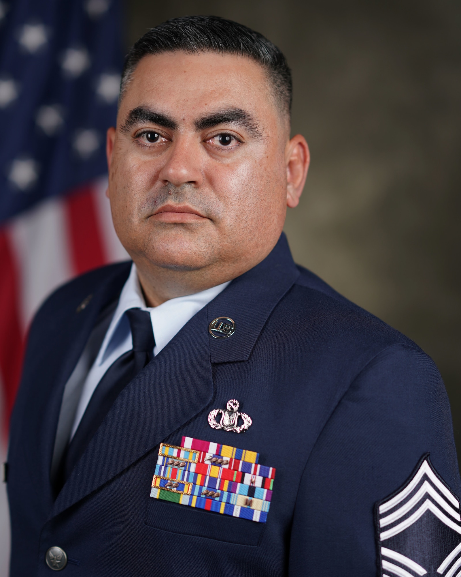 Enrique Lopez > 146th Airlift Wing > Leadership