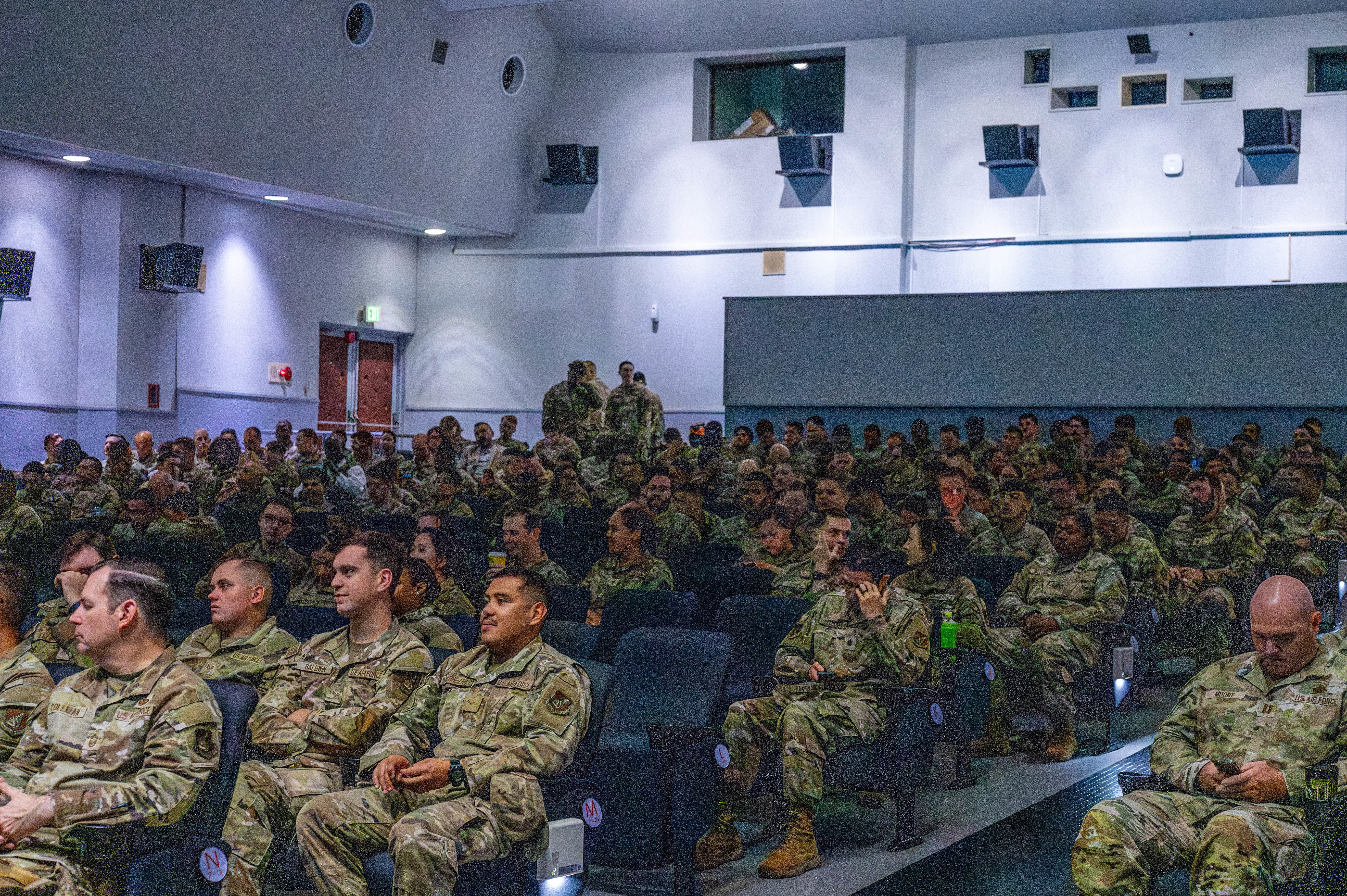374 AW commander hosts all call > Yokota Air Base > Article Display