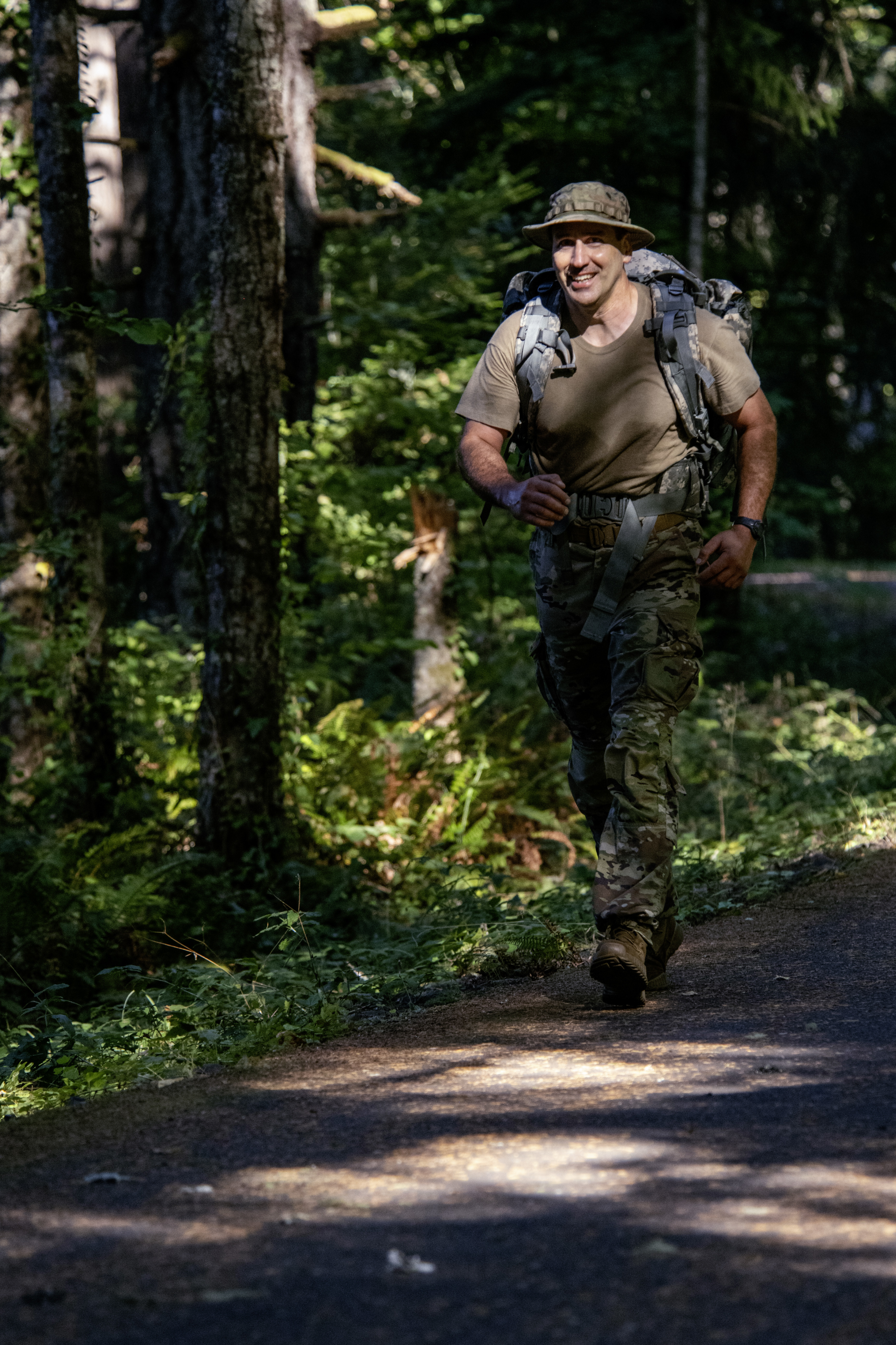 A test of grit: Oregon military members and ROTC students take on the ...