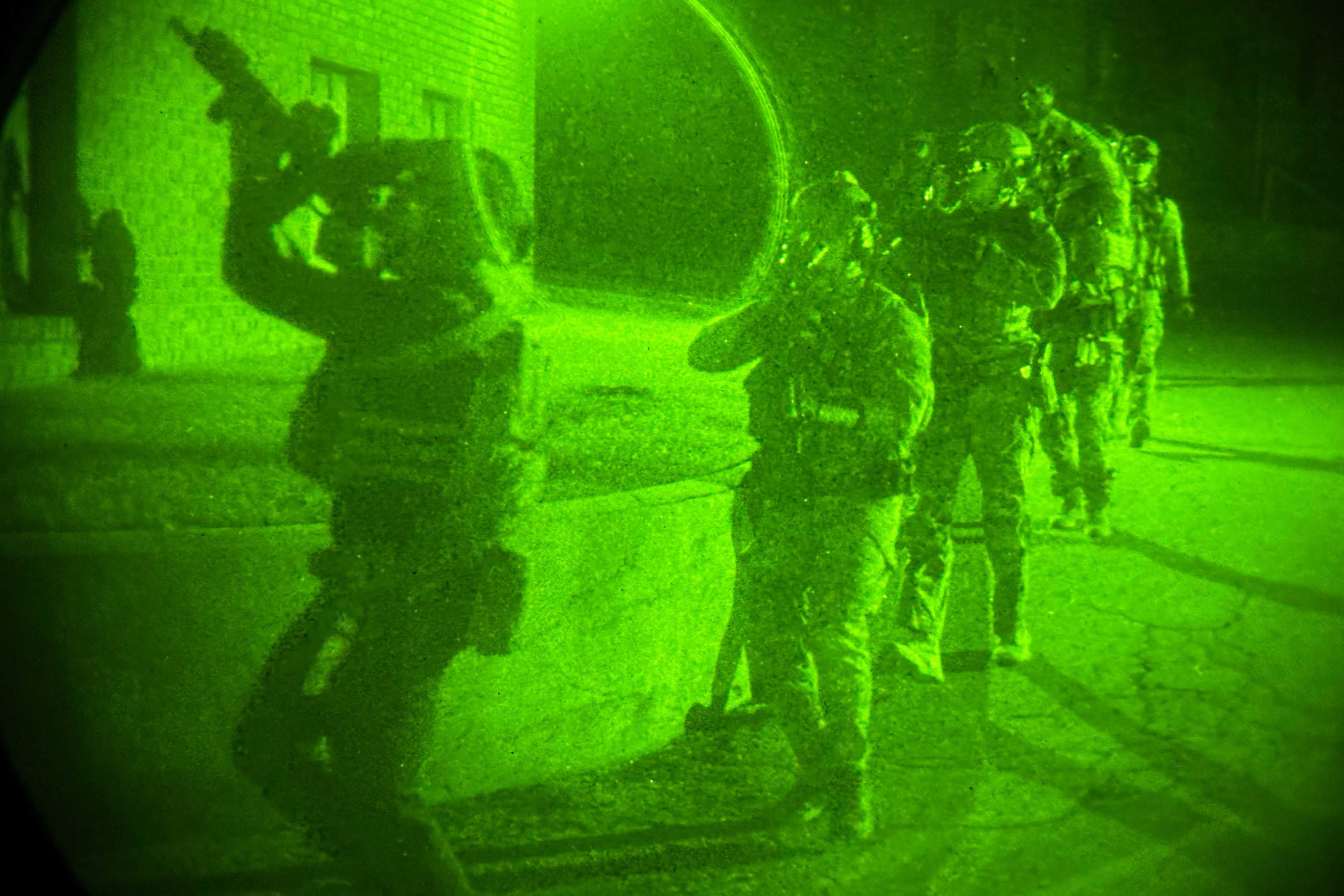 full gear close combat