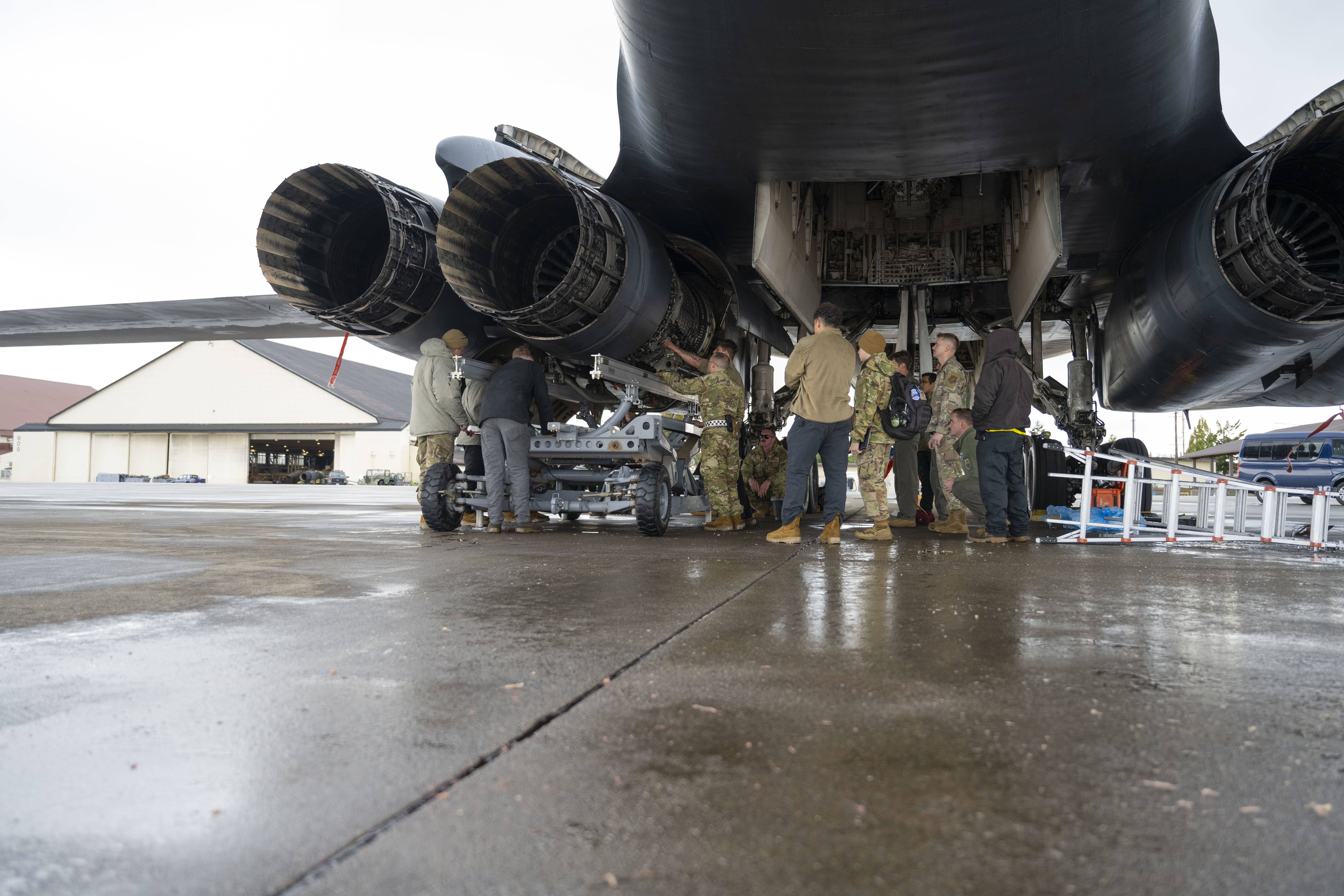 BTF: 9th EBS completes an engine change > Dyess Air Force Base > News