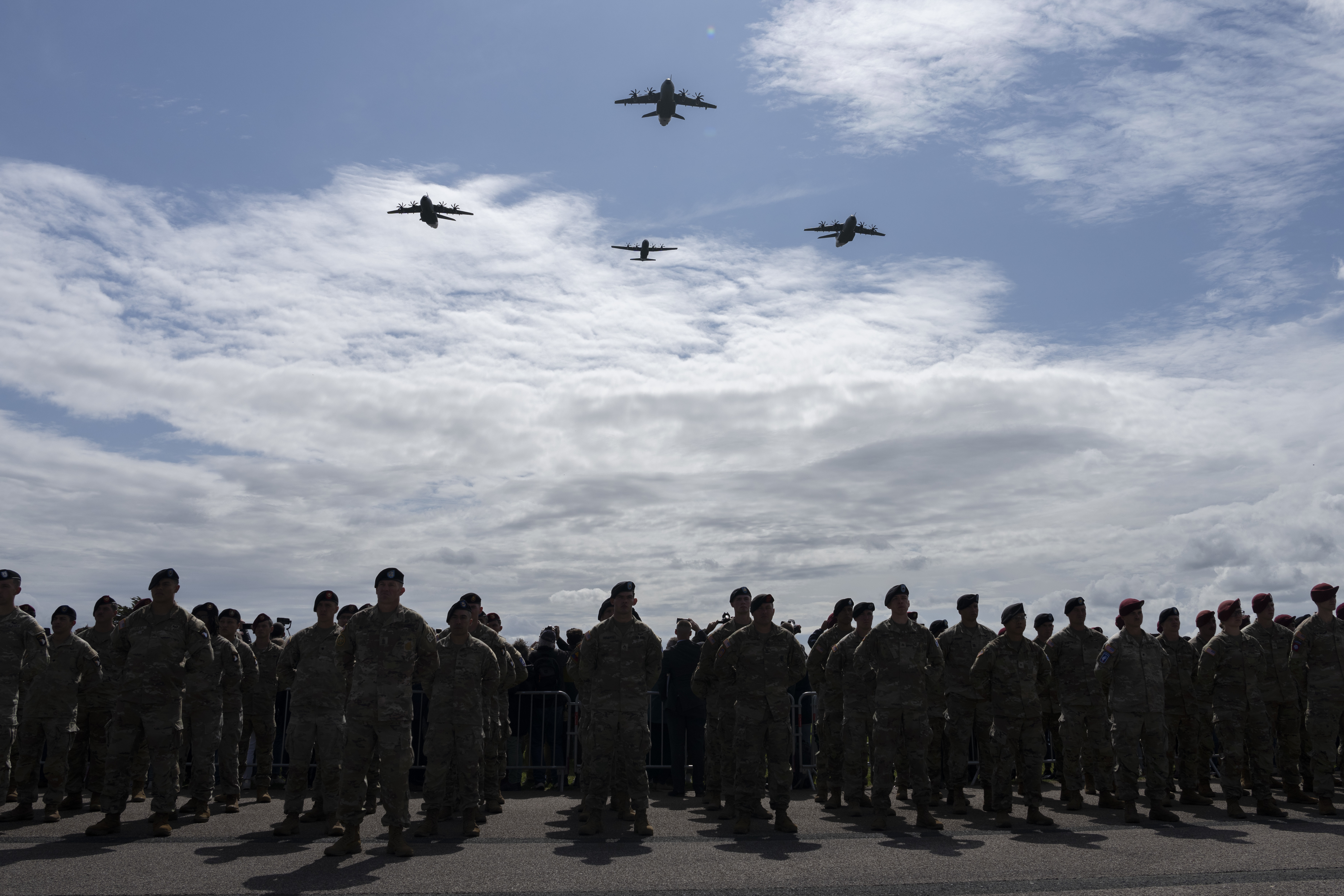 19th AW receives Air and Space Outstanding Unit Award > Little Rock Air ...
