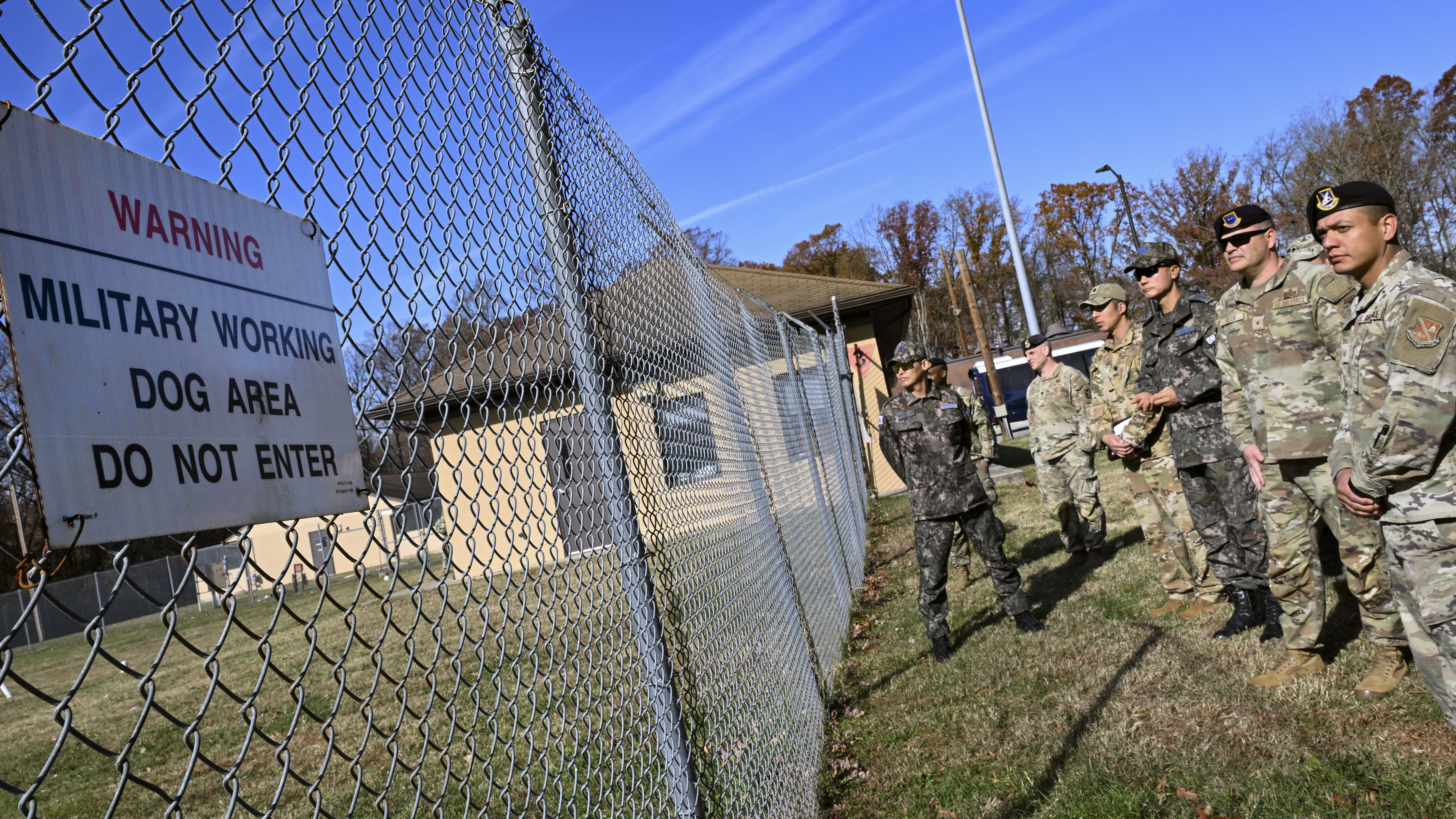 USAF, ROKAF ‘Top Cops’ meet on JBA > Air Force > Article Display