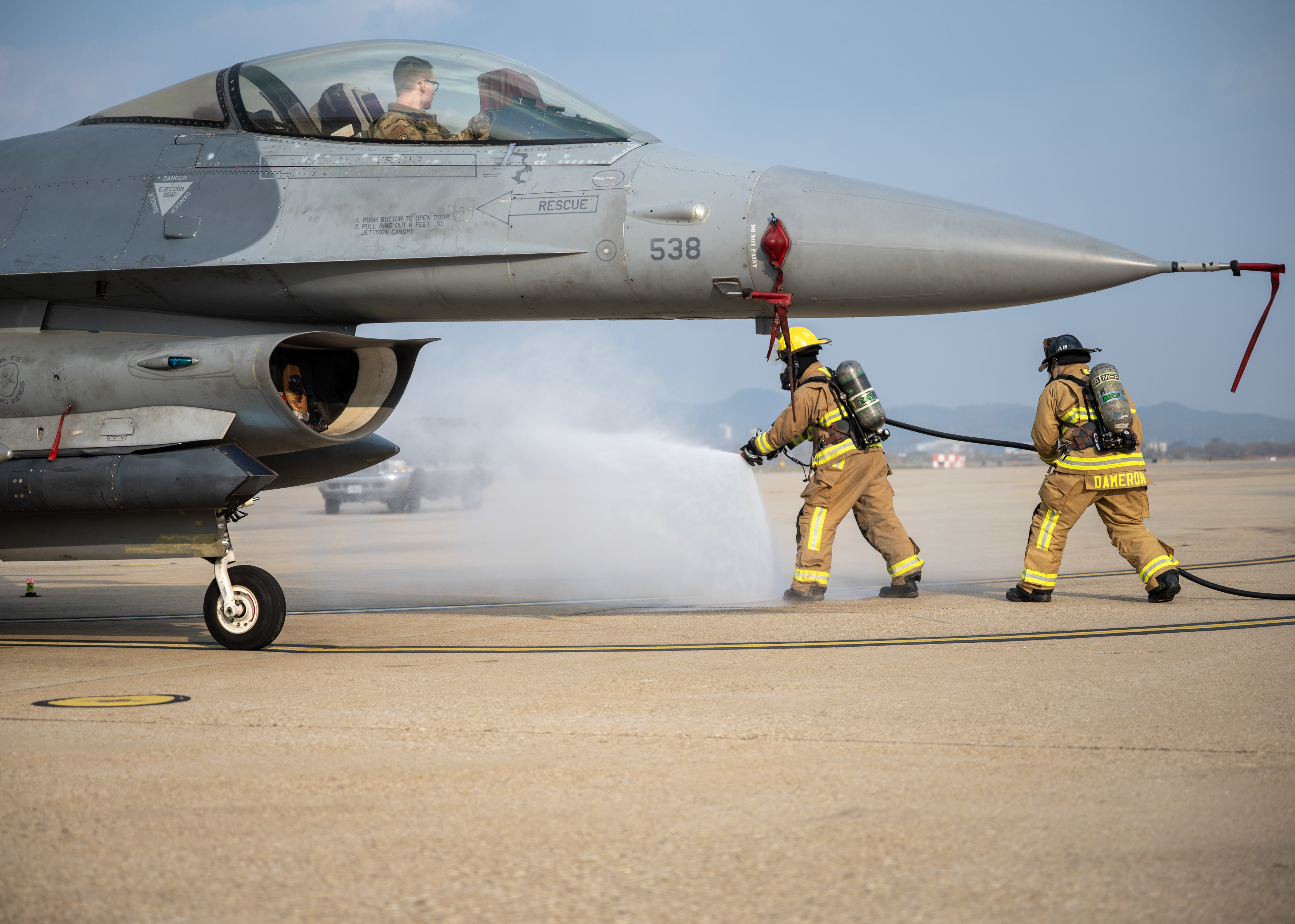 US-ROKAF conduct combined fire training > Osan Air Base > Article Display