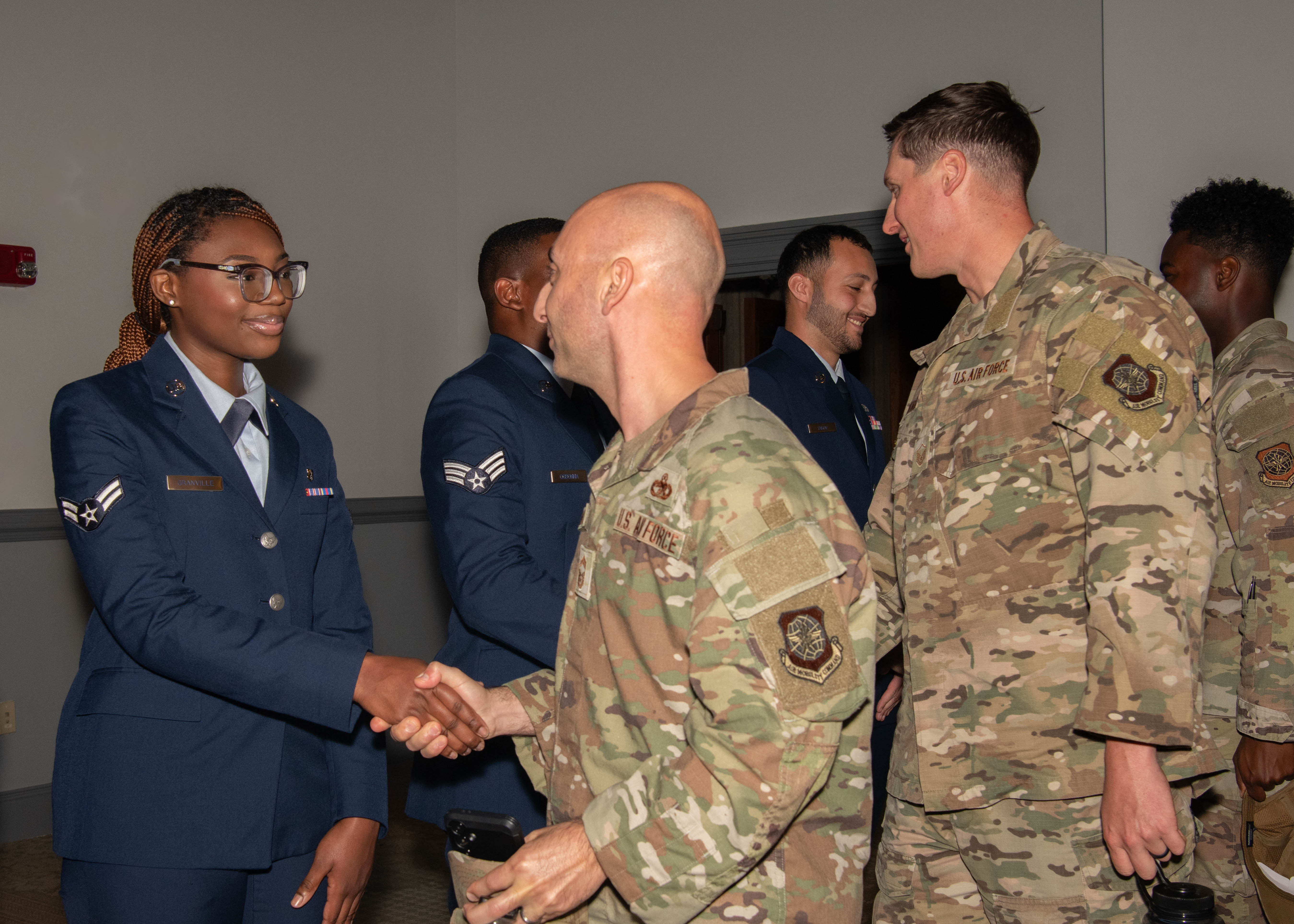 Members of Team Charleston Graduate from the Honor Guard Course ...