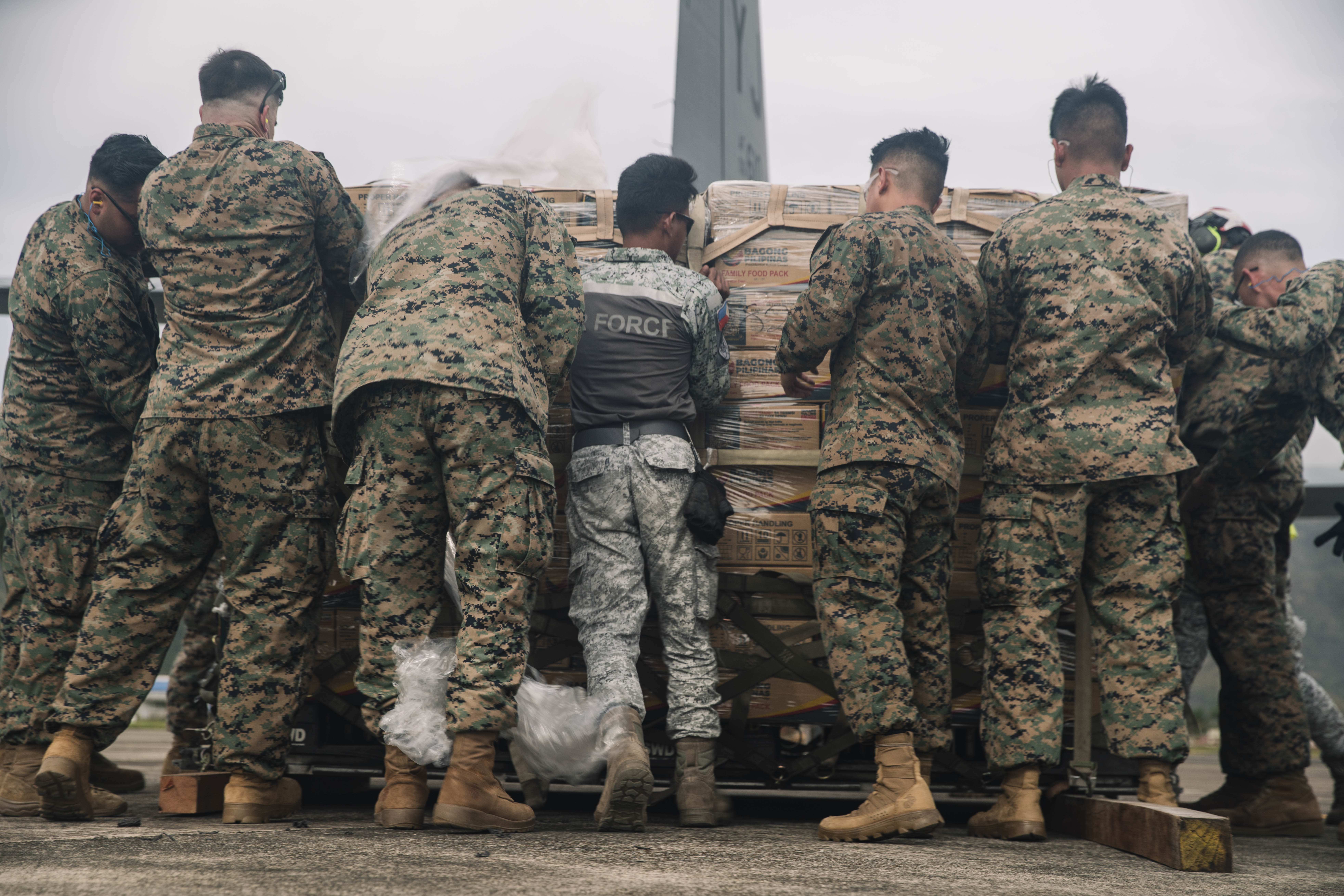 U.S. Military Forces Conclude Disaster Relief Efforts in Philippines ...