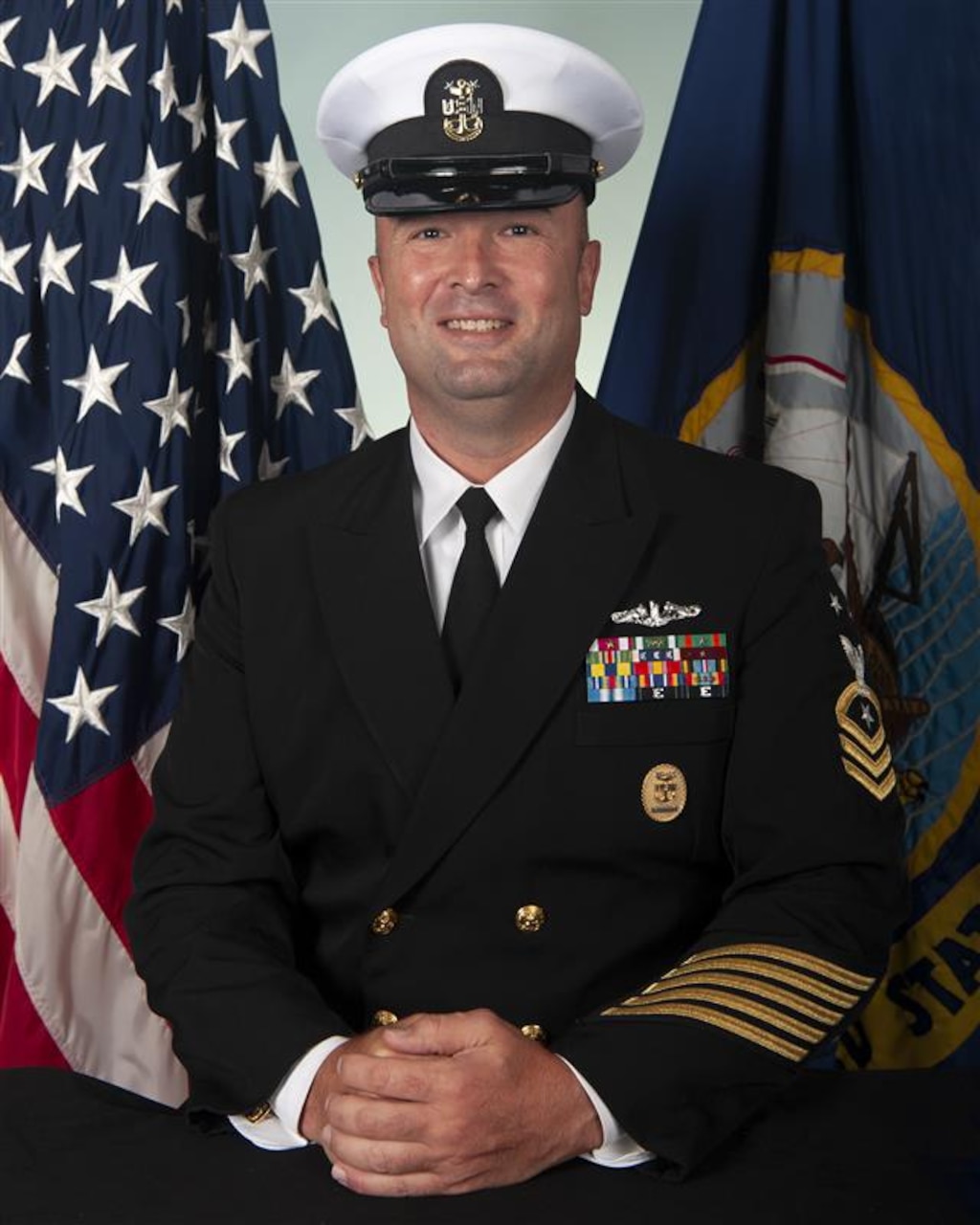 CMC > Commander, Navy Region Mid-Atlantic > Bio Detail