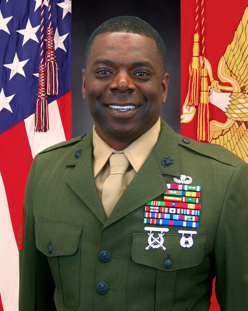 Sergeant Major Shonor D. Burton > Marine Corps Blount Island Command ...