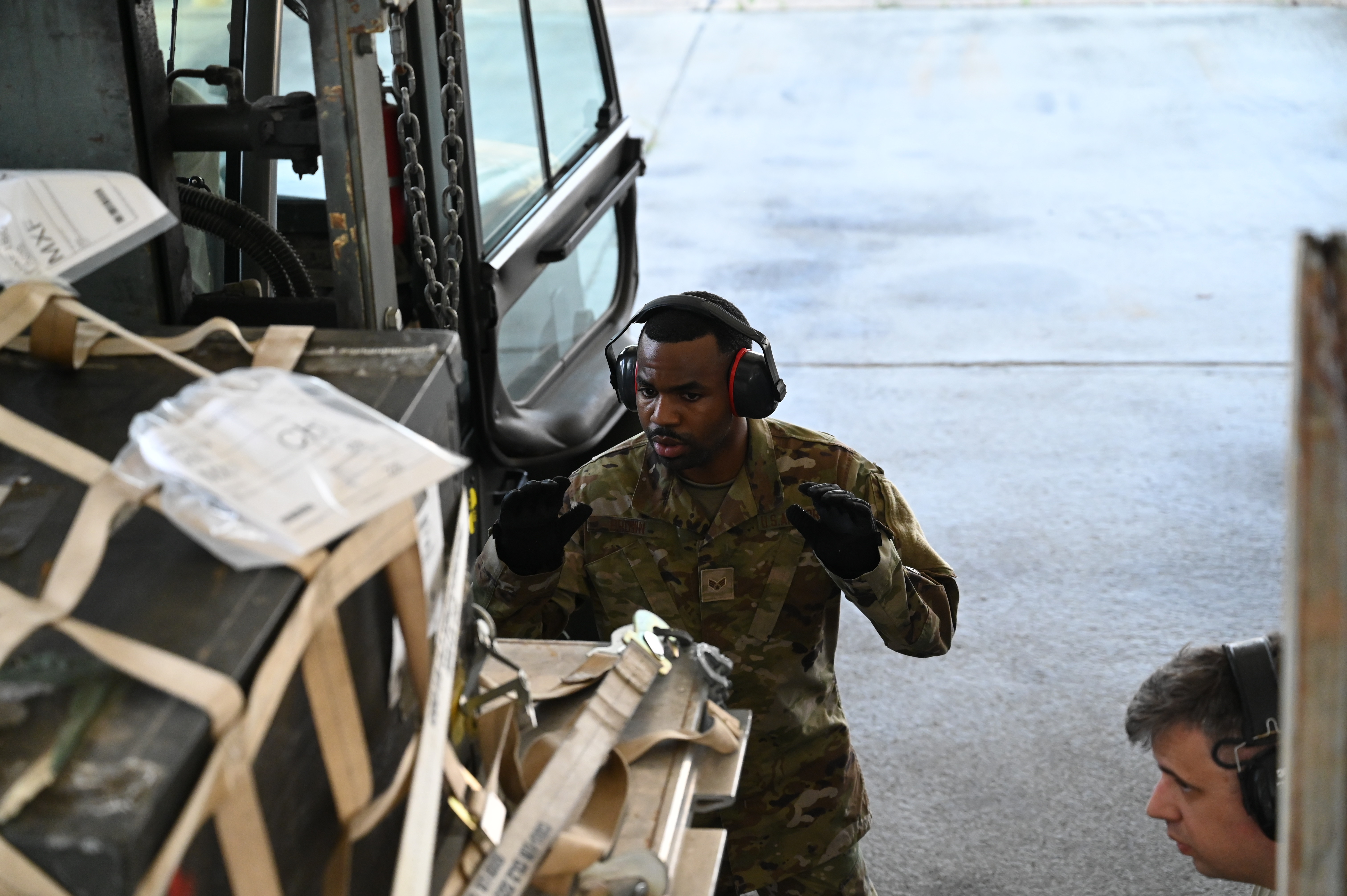 908th MSG units provide a fresh look on classic training > Dobbins Air ...