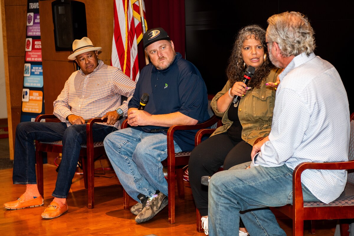 Travis brings ‘1 Degree of Separation’ program to base > Travis Air ...