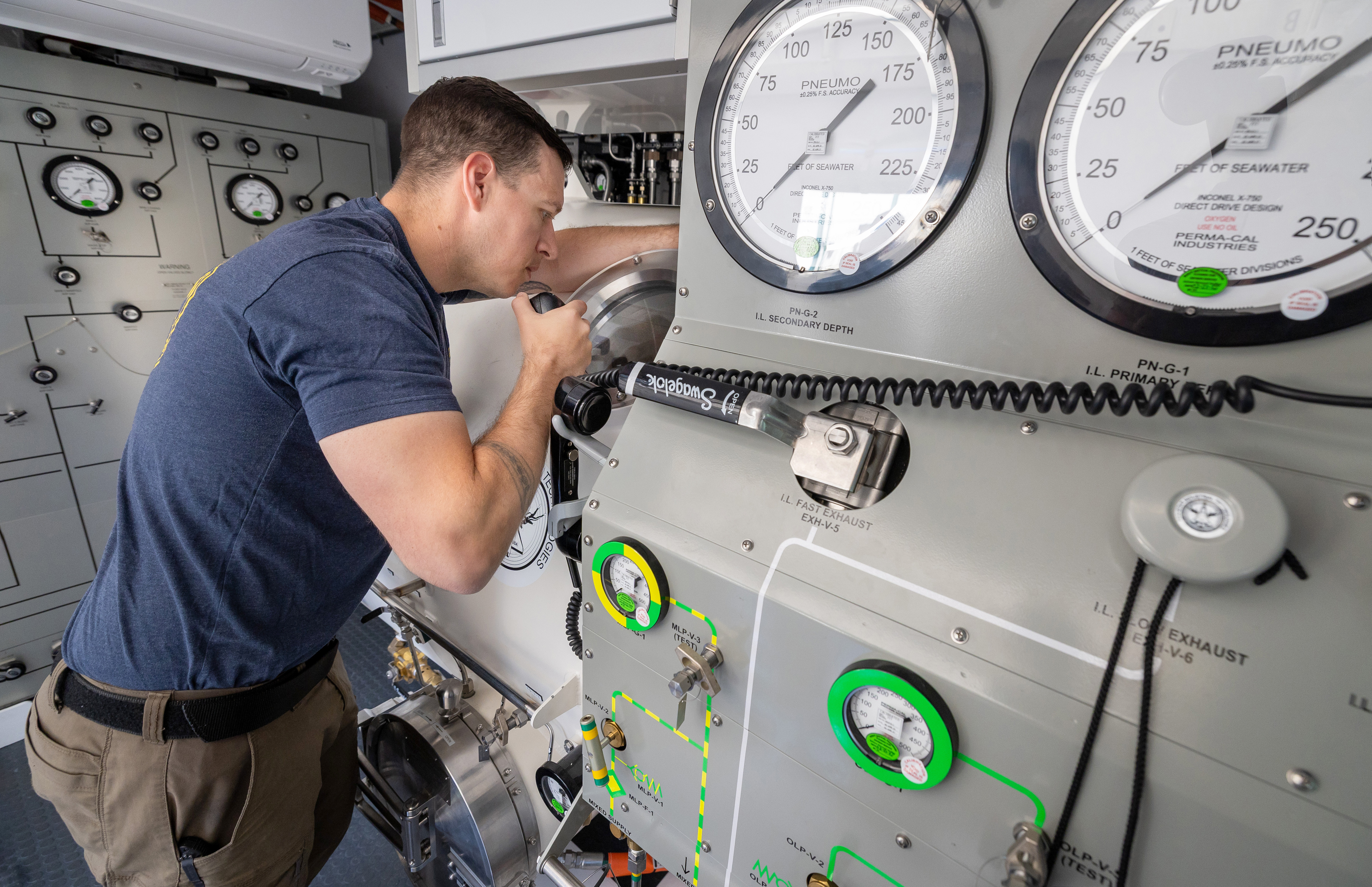 Naval Sea Systems Command > Media > Images