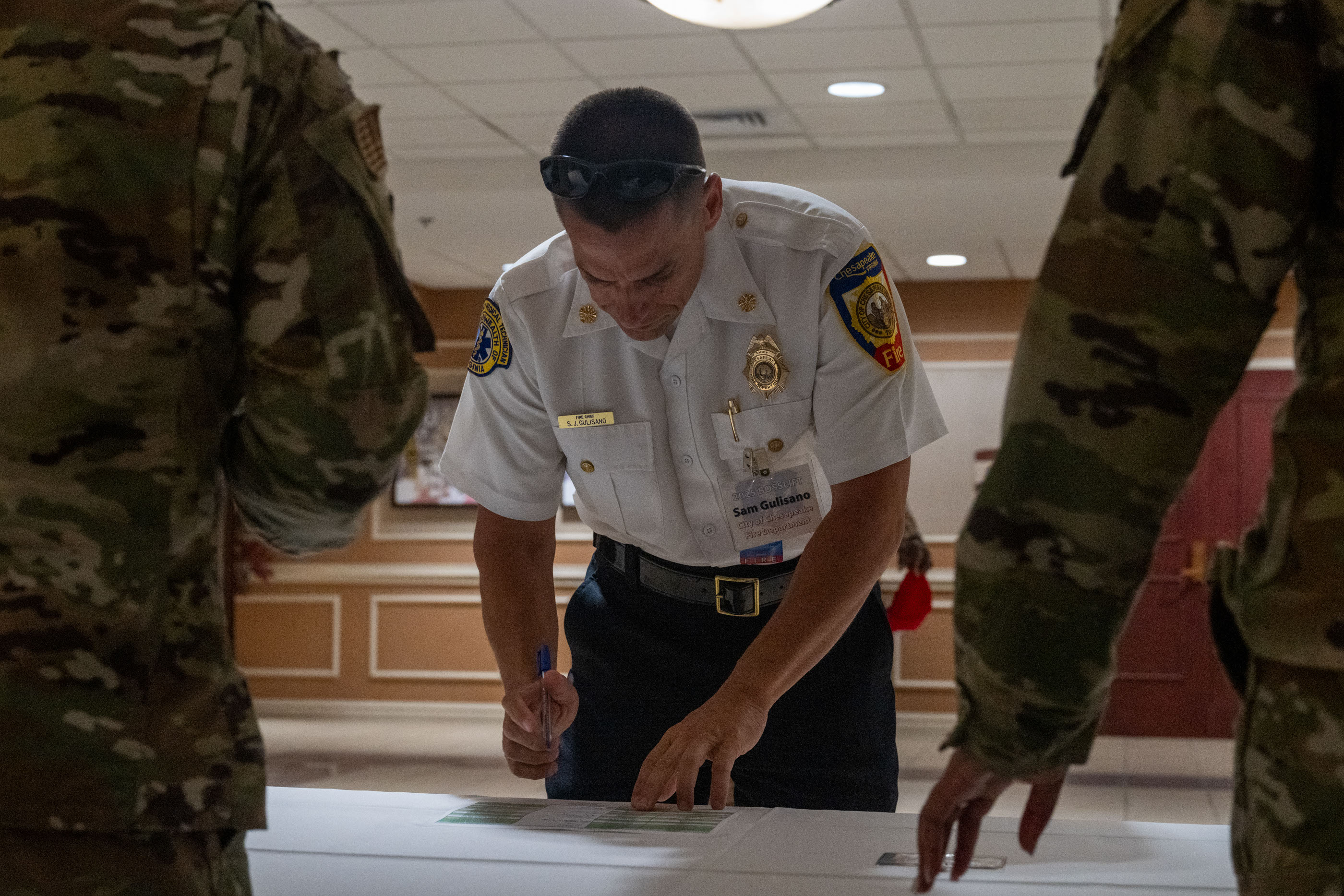 VaANG’s Bosslift event enhances military-civilian partnerships > 505th ...