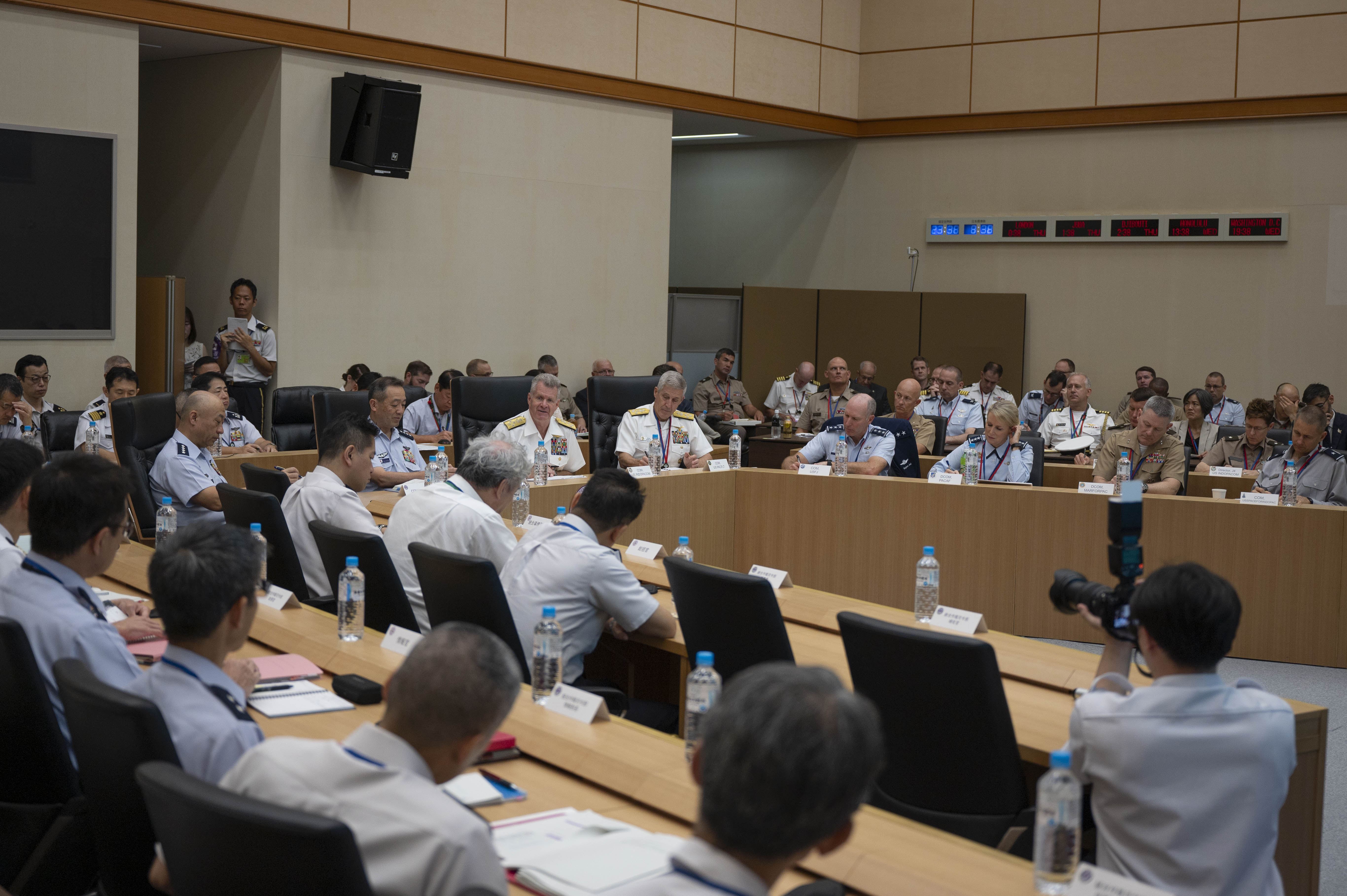 USINDOPACOM Commander attends Joint-Senior Leaders Seminar, signs 8 ...