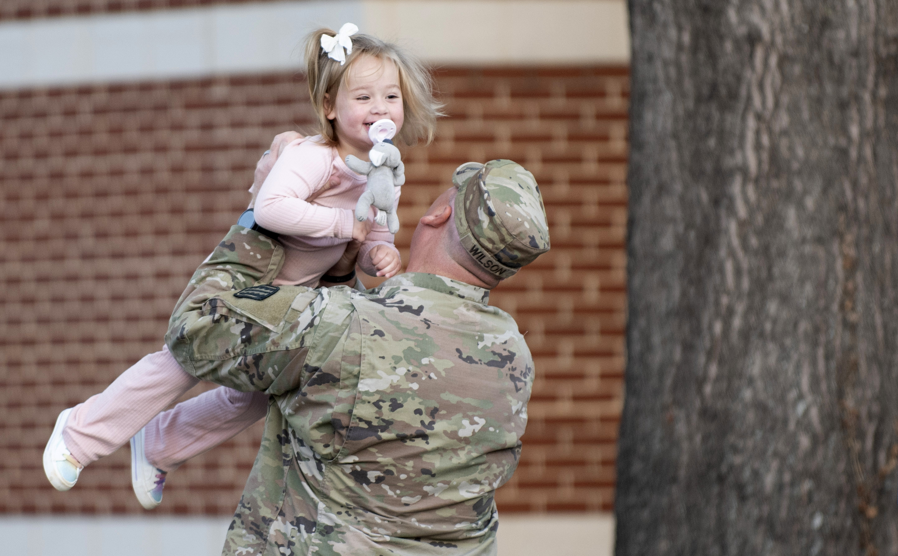 Ceremony marks start of 180th ESC federal active duty