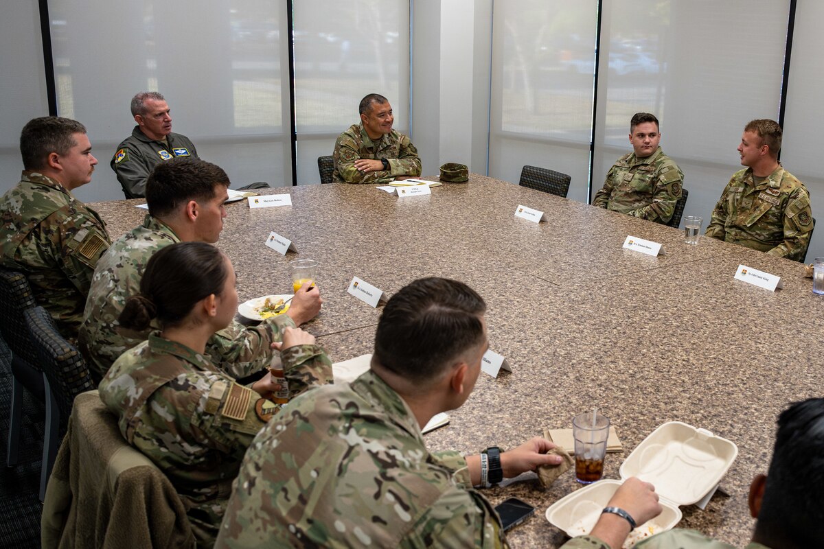 18th AF leaders visit Scott’s host wing, emphasize future-focused ...