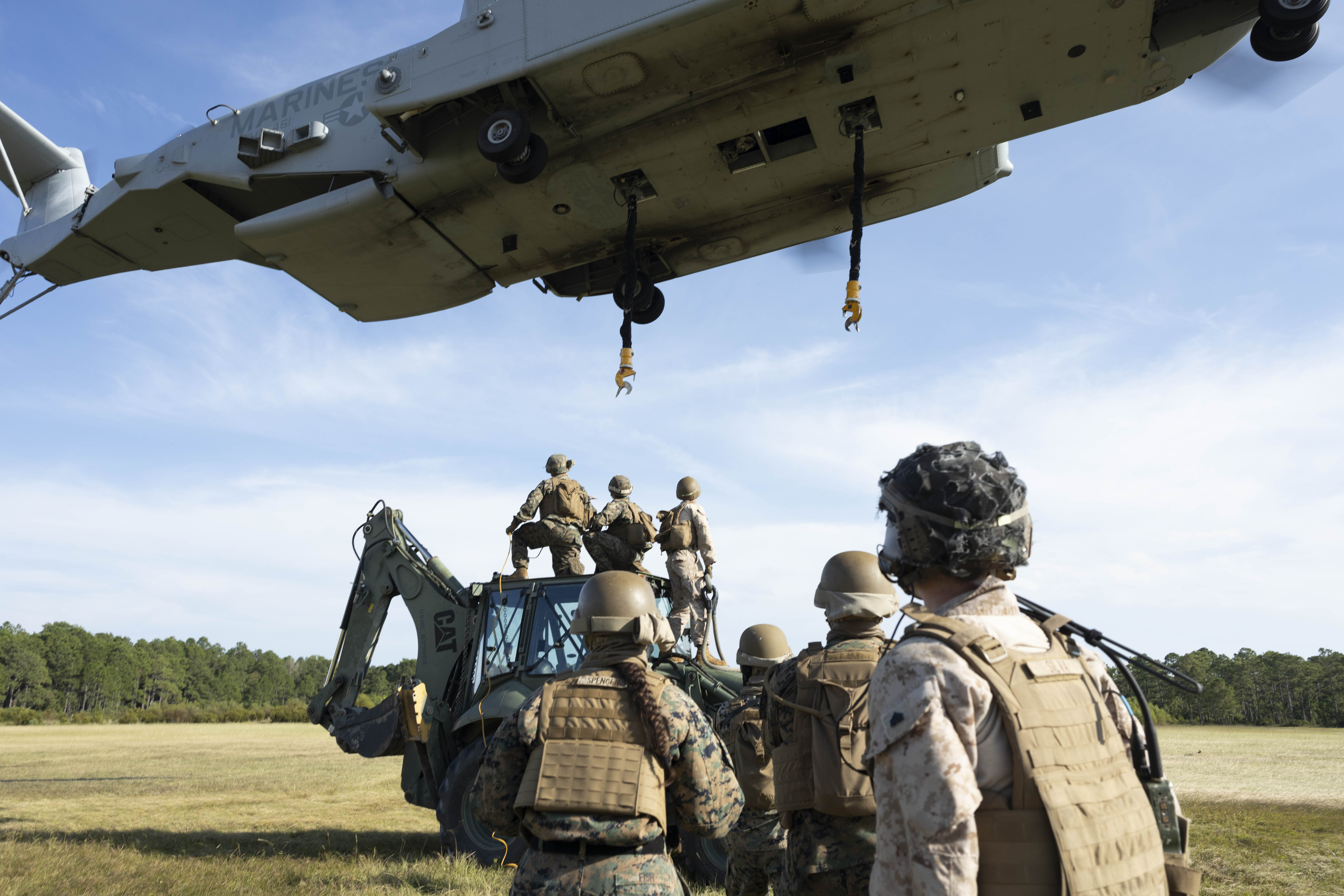 U.S. Marines with 2nd MAW and 2nd MLG conduct HST operations during ...