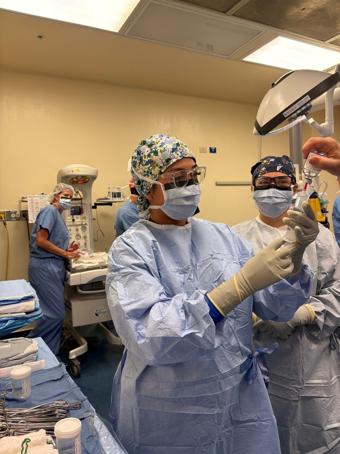 Unsung Heroes of the Operating Room: Surgical Technologists > Navy ...