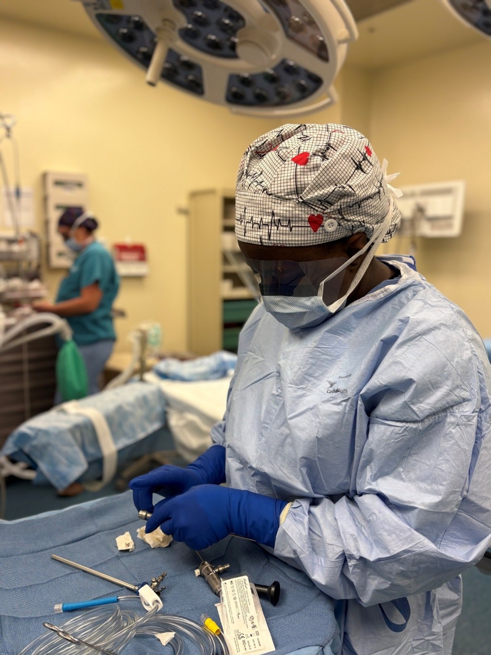 Unsung Heroes of the Operating Room: Surgical Technologists > Navy ...