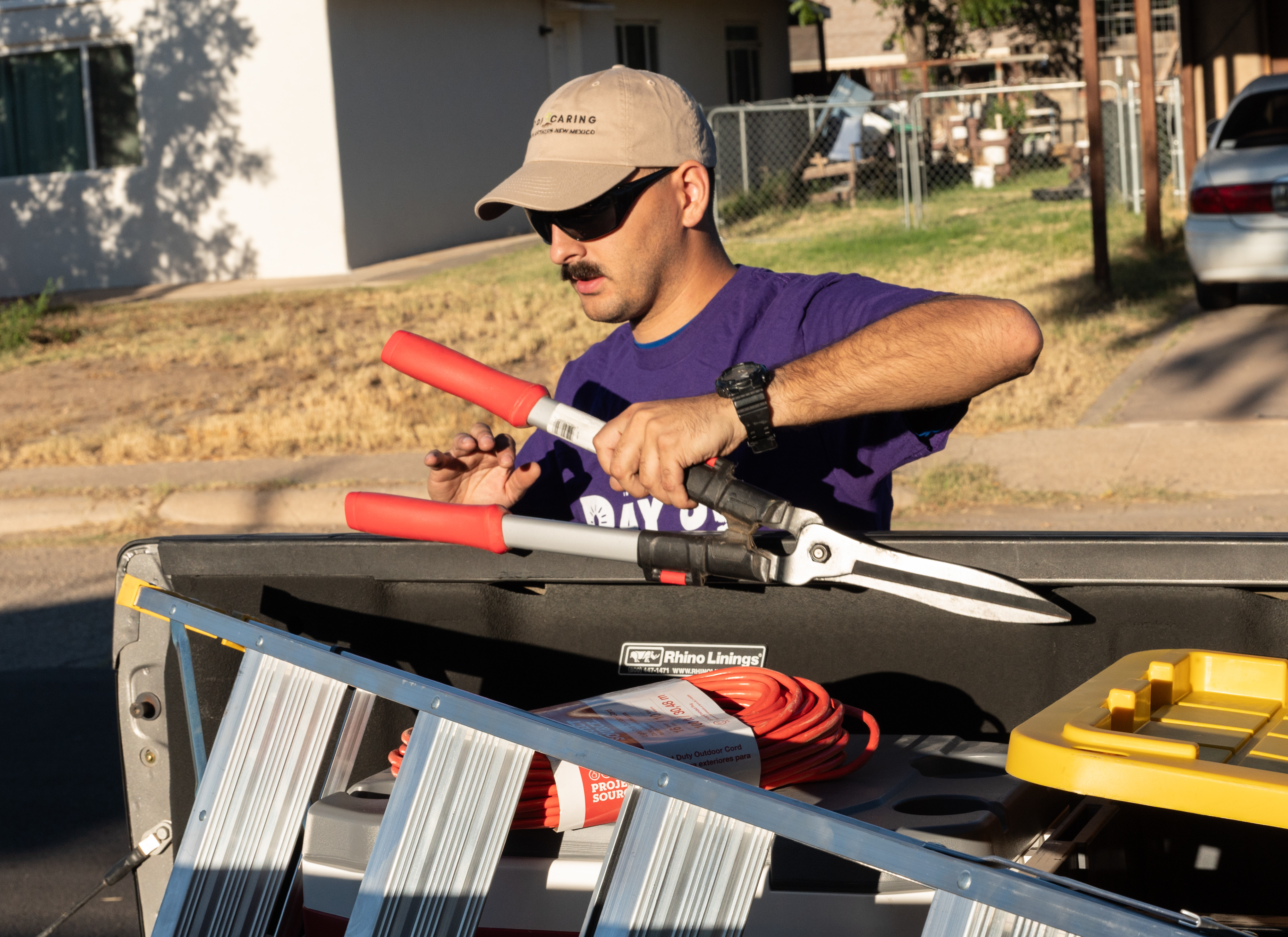 Holloman Airmen lend a helping hand at Day of Caring event > Holloman ...