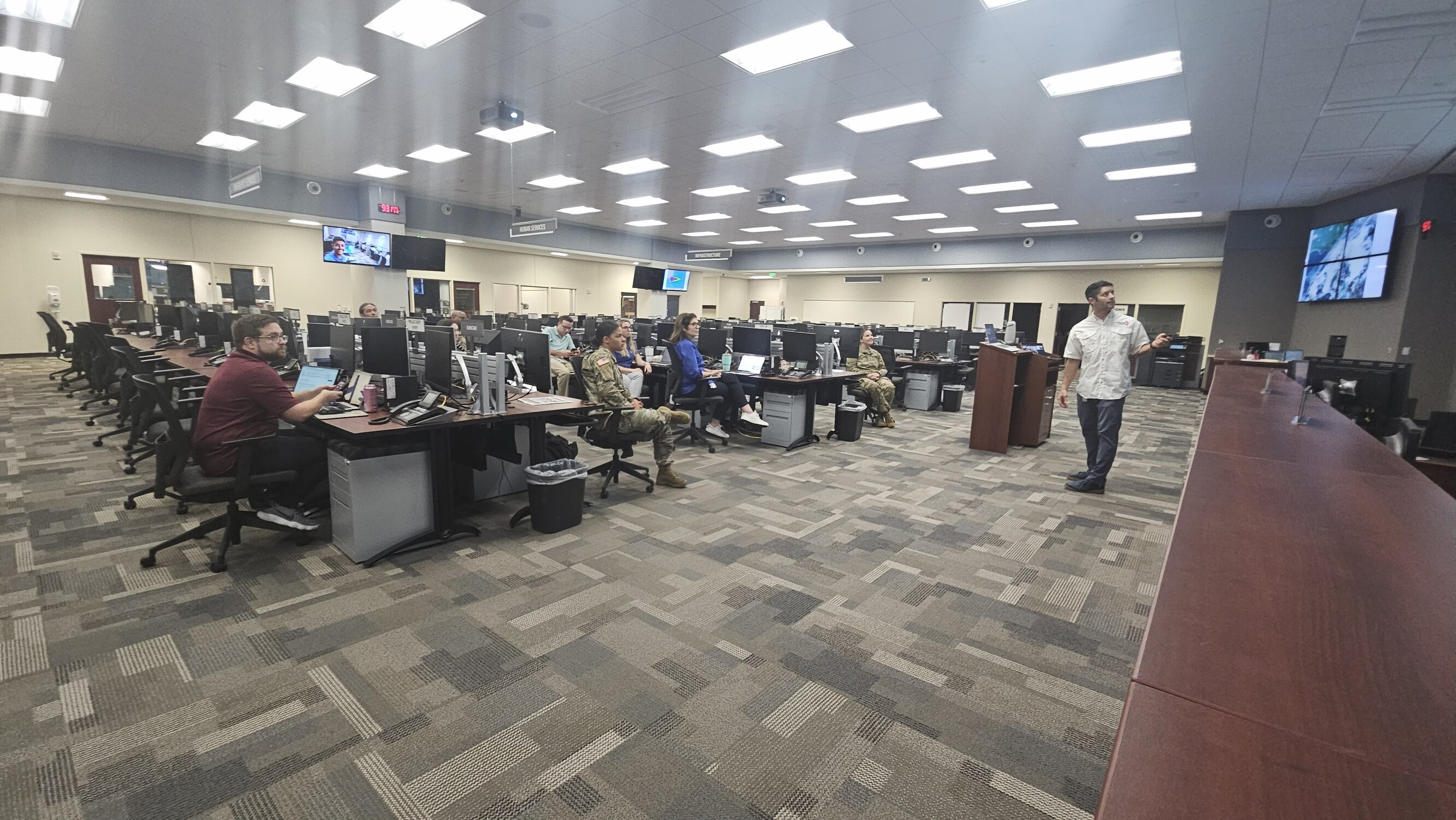 Army Reserve, Pinellas County officials strengthen emergency ...