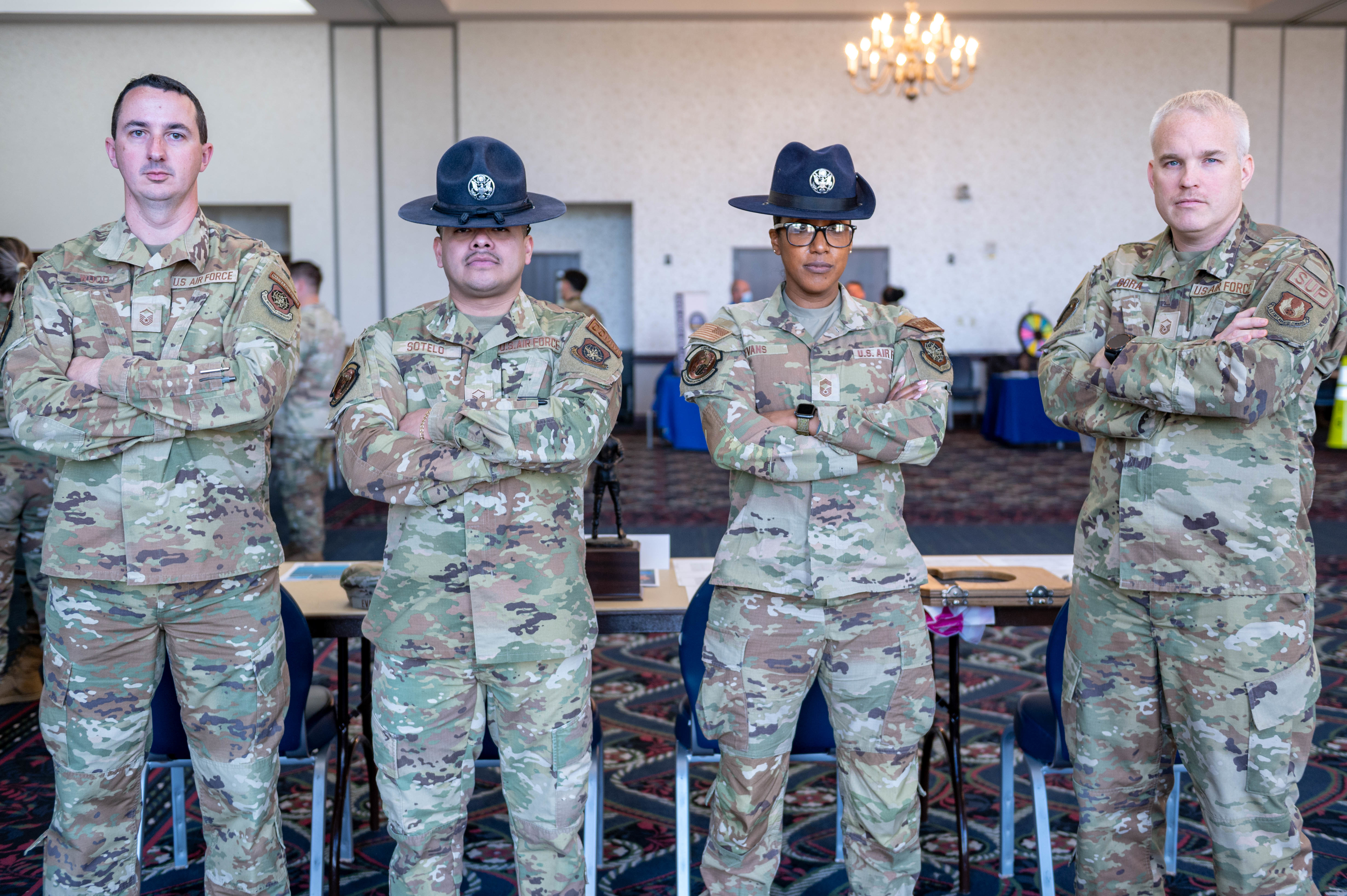 Airmen Connect with Career Opportunities at Scott AFB Job Fair > Scott ...