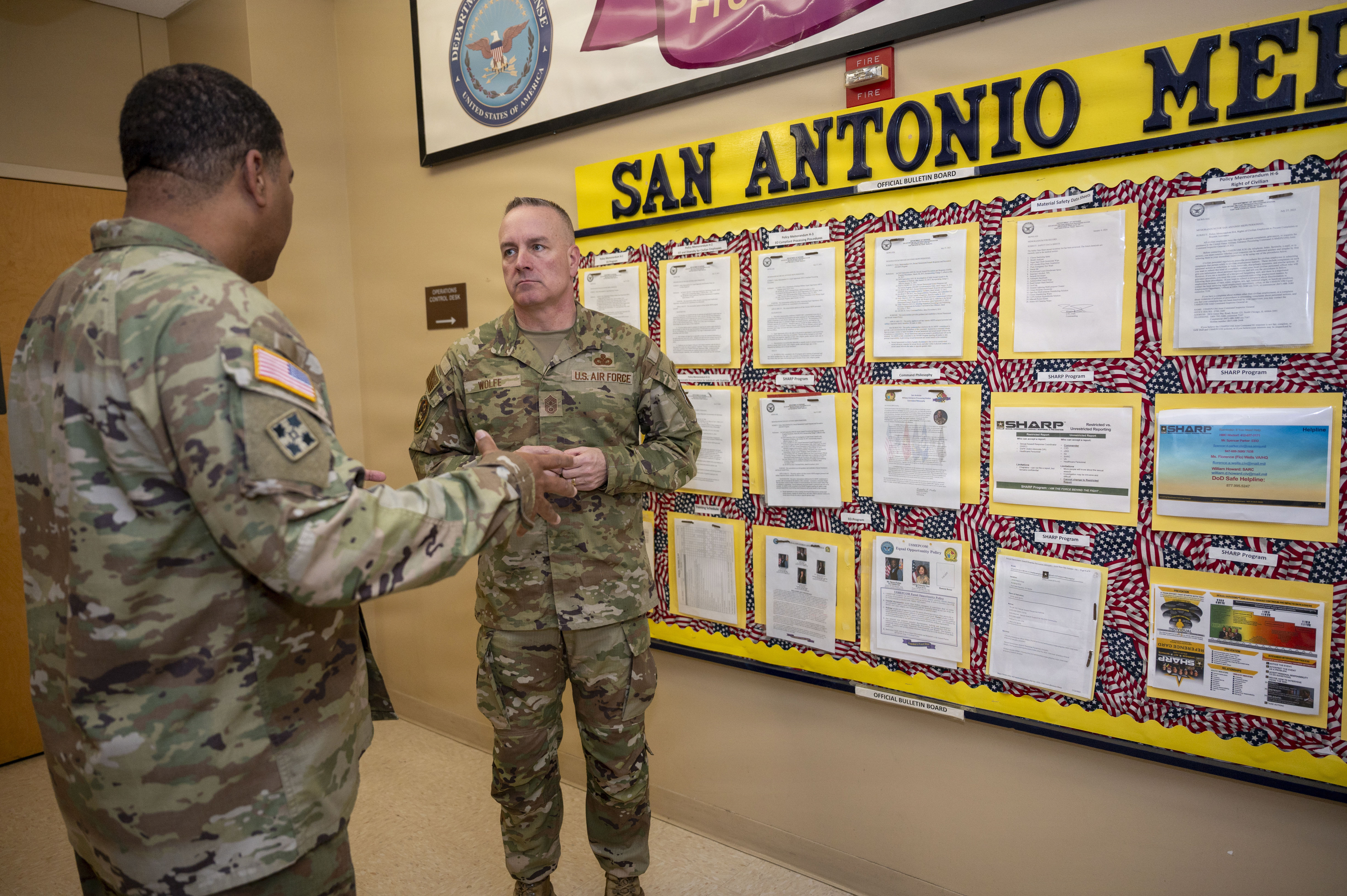 CMSAF David Wolfe visits MEPS Fort Sam Houston > Air Force > Article ...
