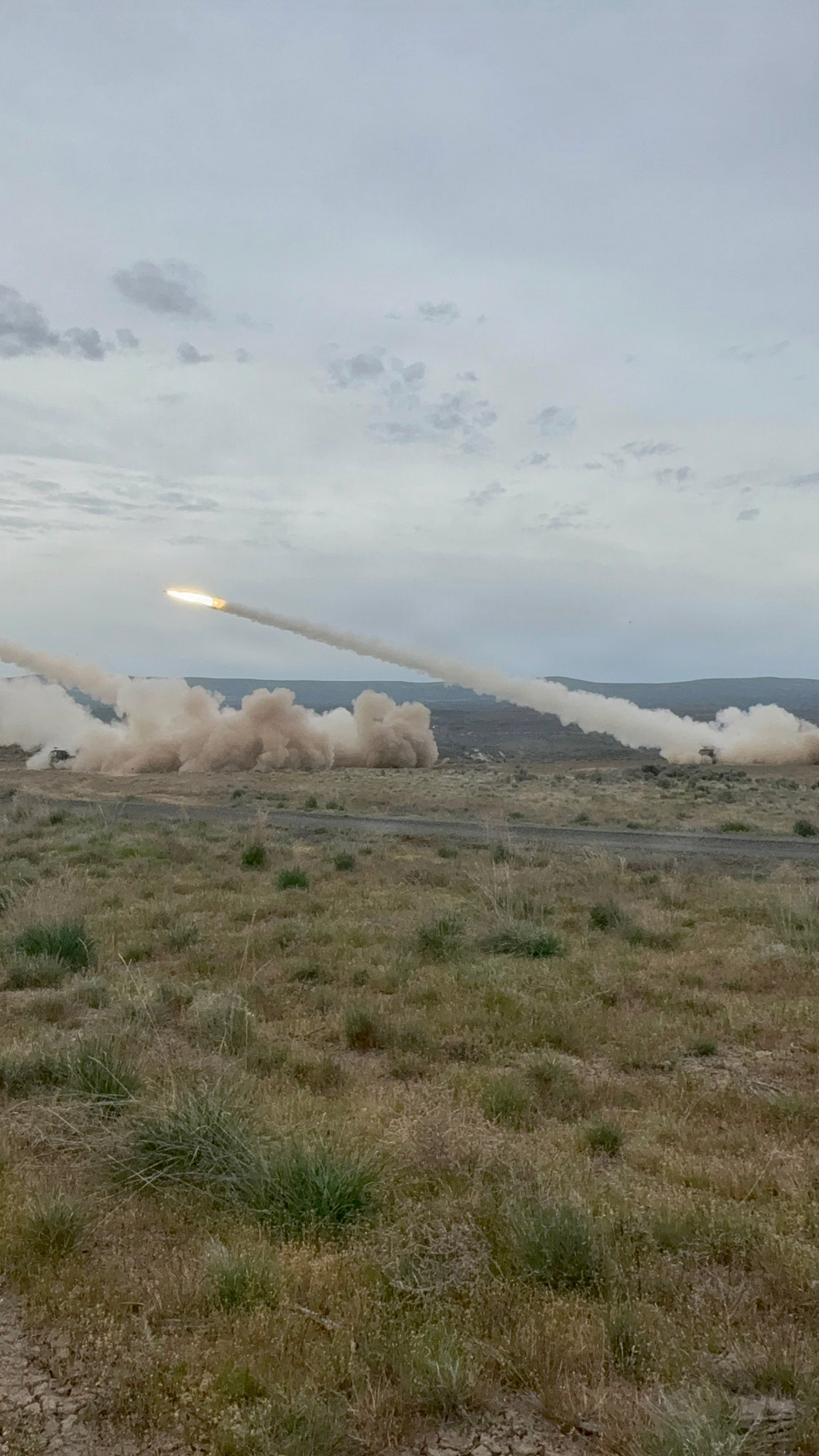 Soldiers execute HIMARS rapid infiltration during large-scale exercise ...