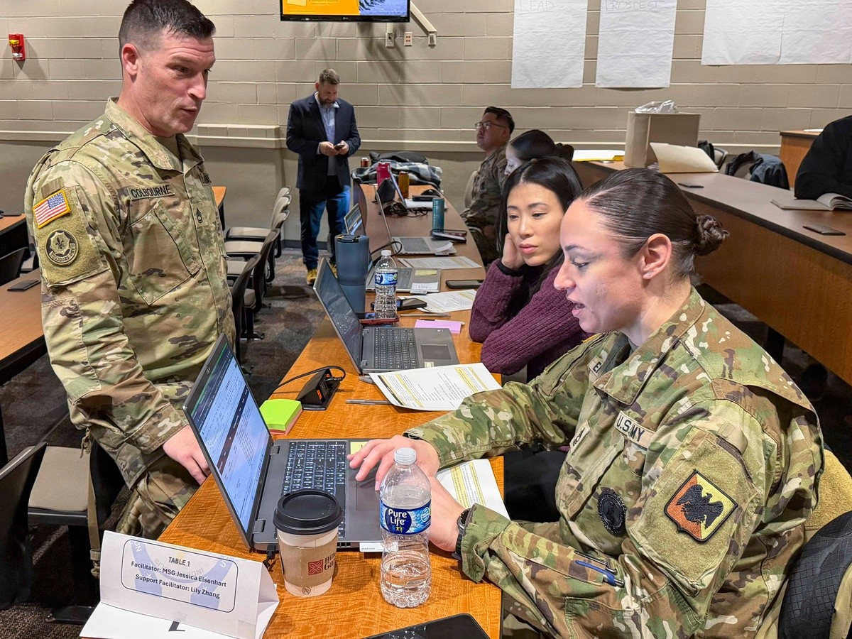 Modernizing the front door: Army developers, recruiters refine ...