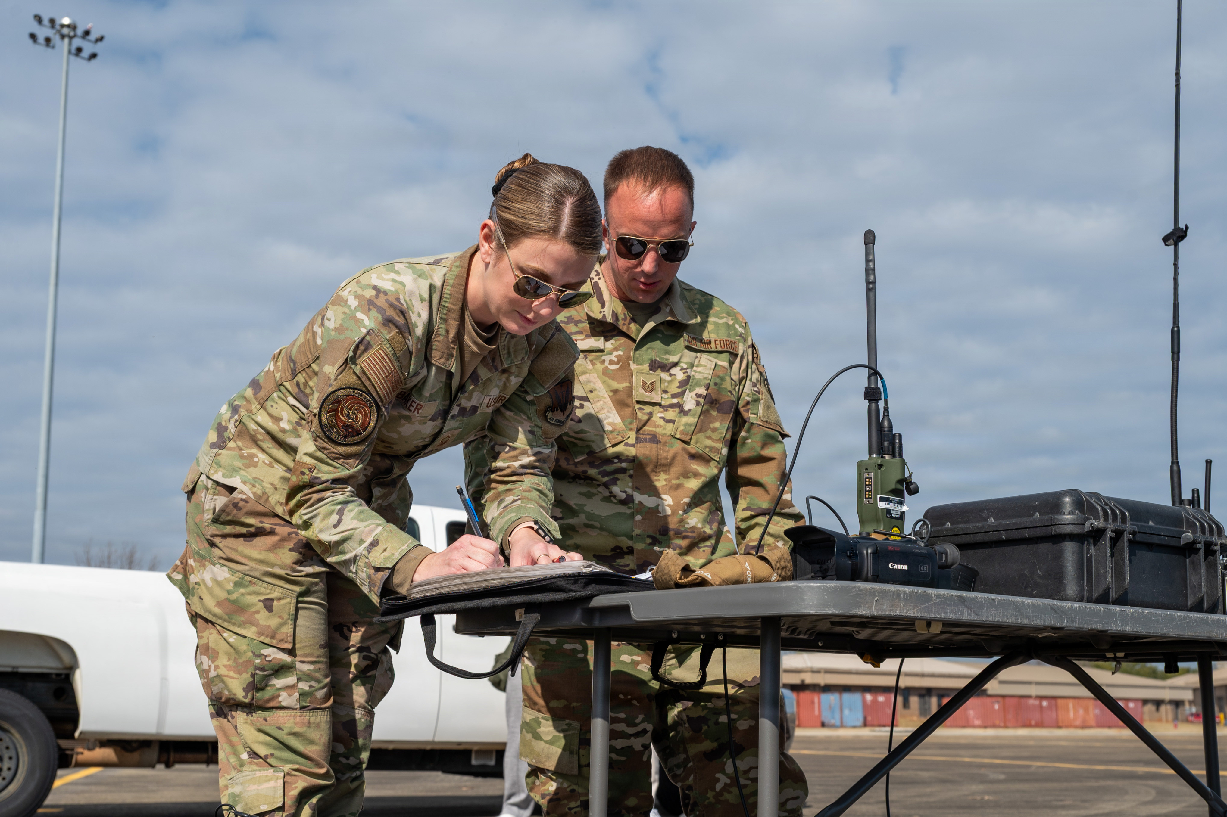 Trained, Ready, Certified: F-16 Viper Demonstration Team performs ...