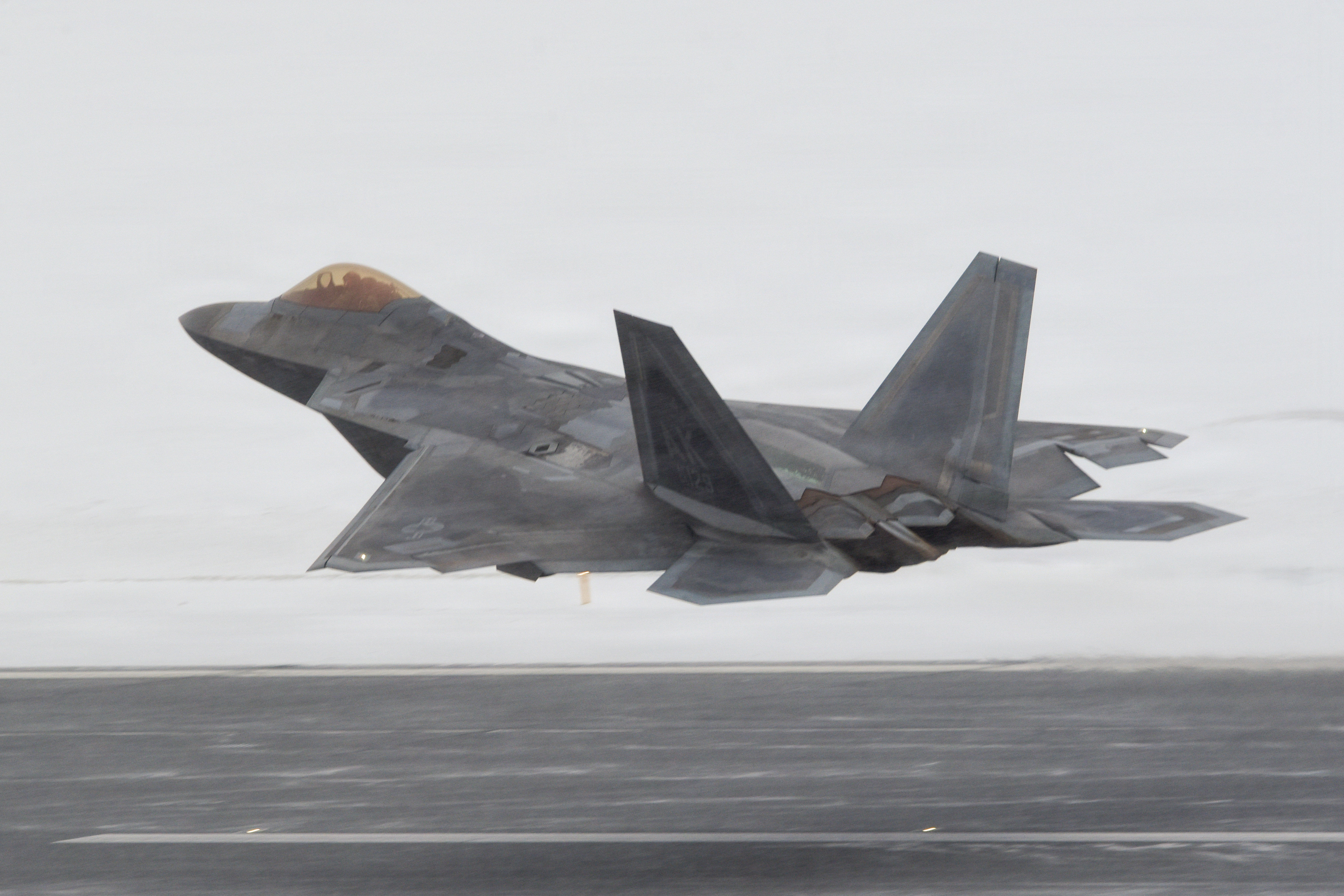 F-22 Raptor send-off in the snow > Joint Base Elmendorf-Richardson > News