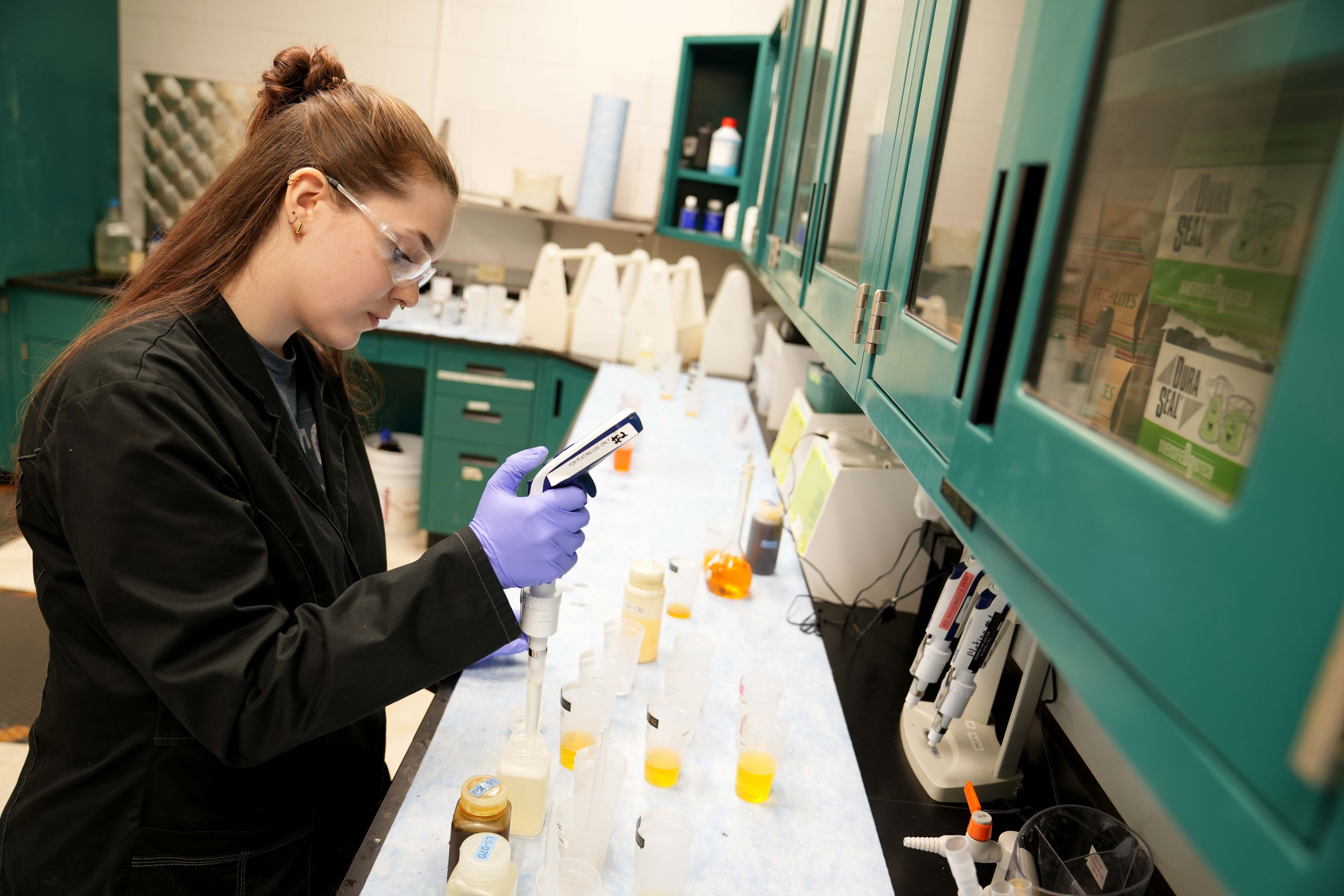 The WR-ALC 802nd MXSS Chemical Lab multifaceted contributions to ...