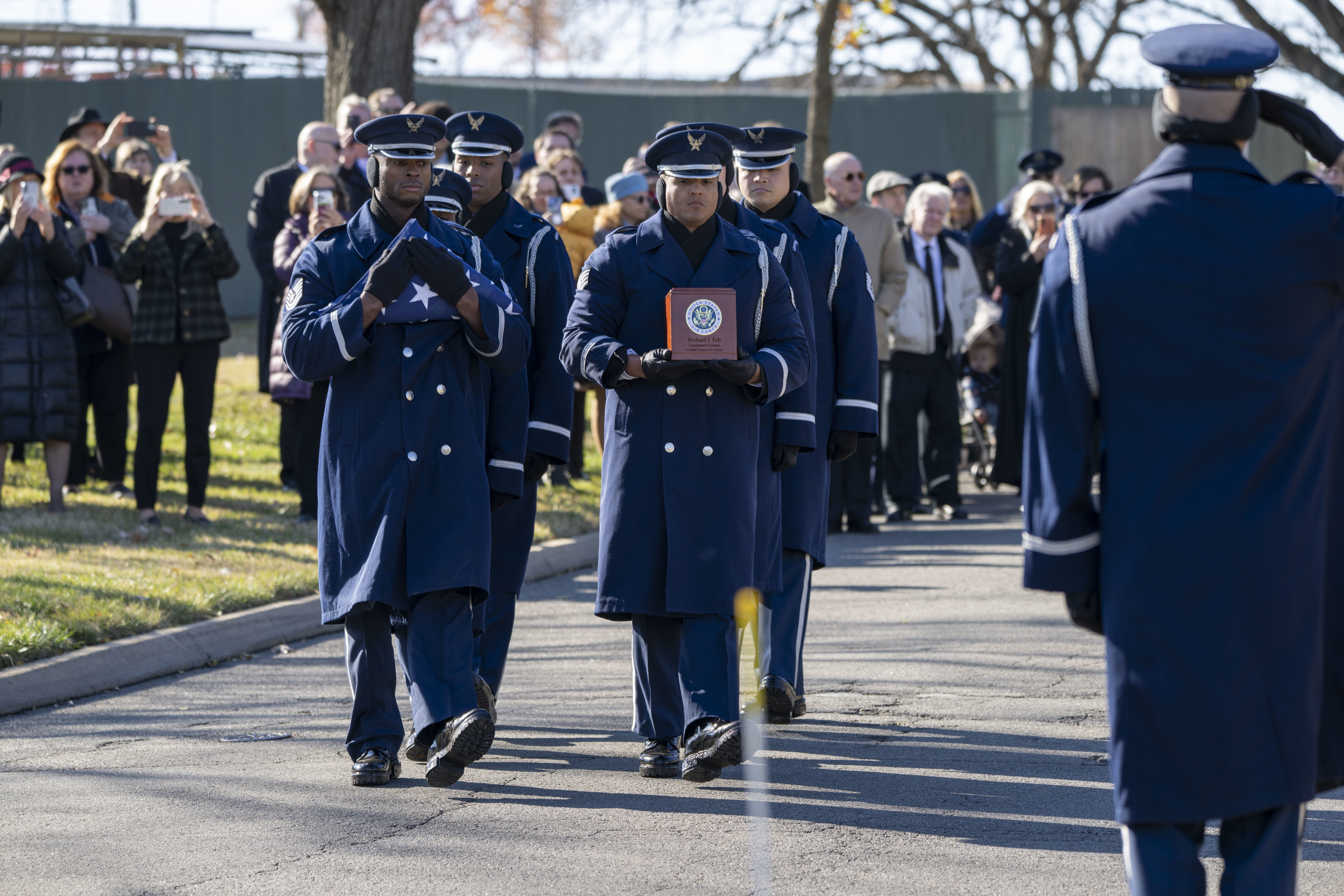 Honor Guard honors retired Air Force pilot with dignity > Joint Base ...