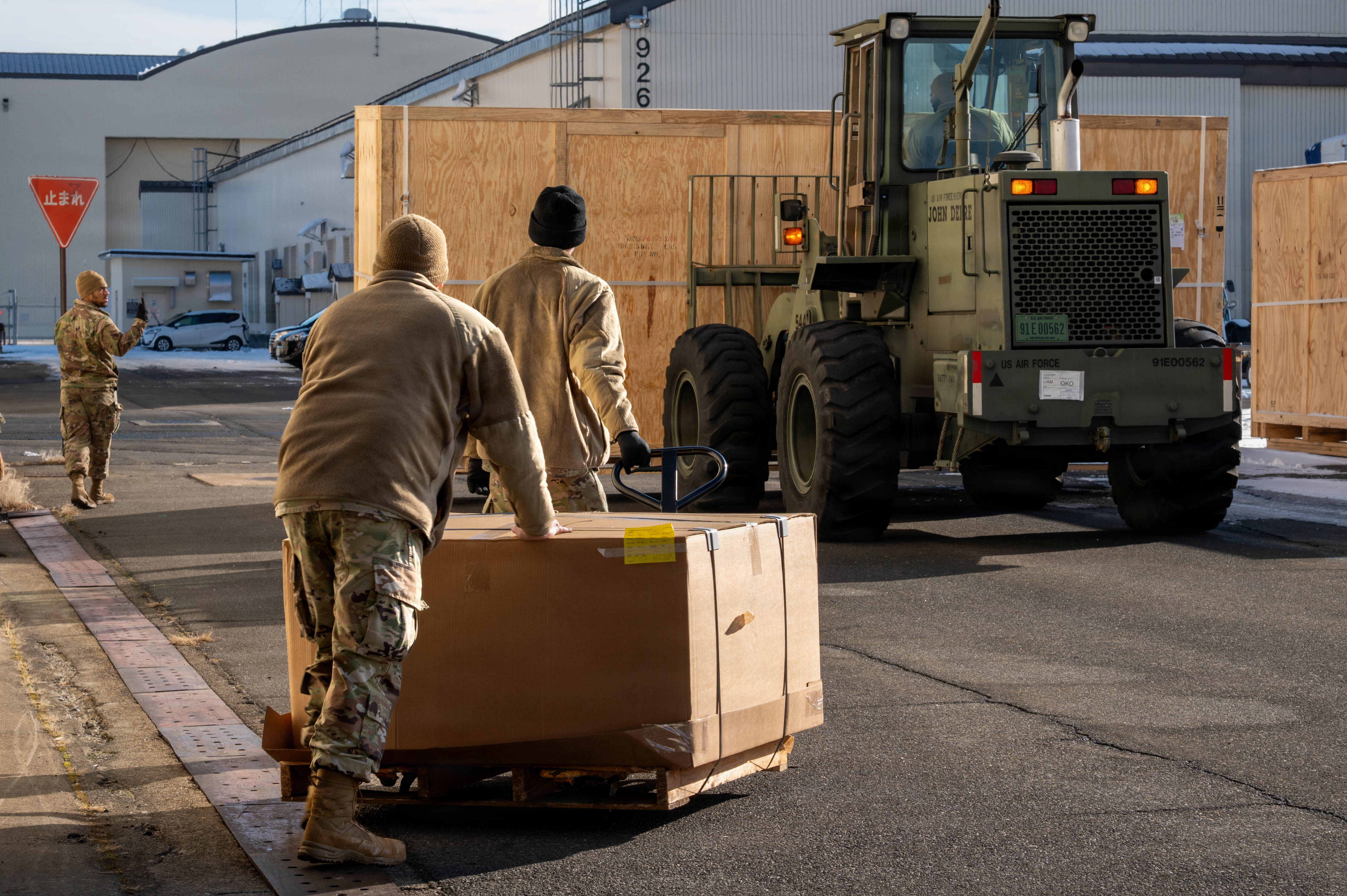 35th Fighter Wing Receives Cargo Supporting F-35 Preparations > Pacific ...