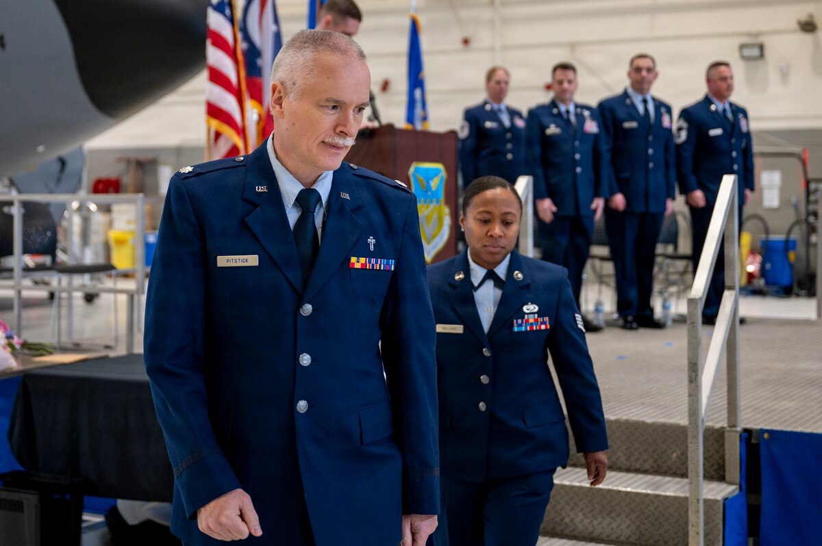 121st Air Refueling Wing welcomes new senior enlisted leader > 121st ...