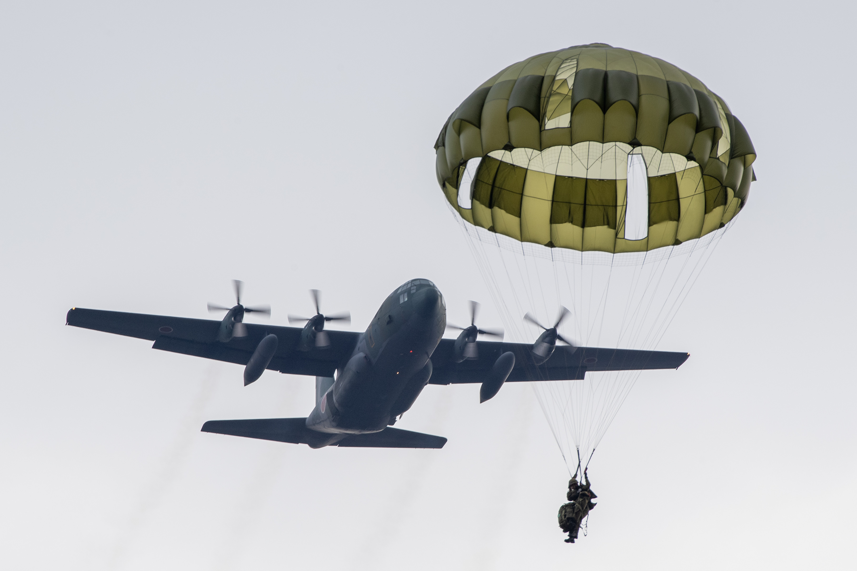 Yokota supports first JGSDF-hosted multinational airborne exercise ...