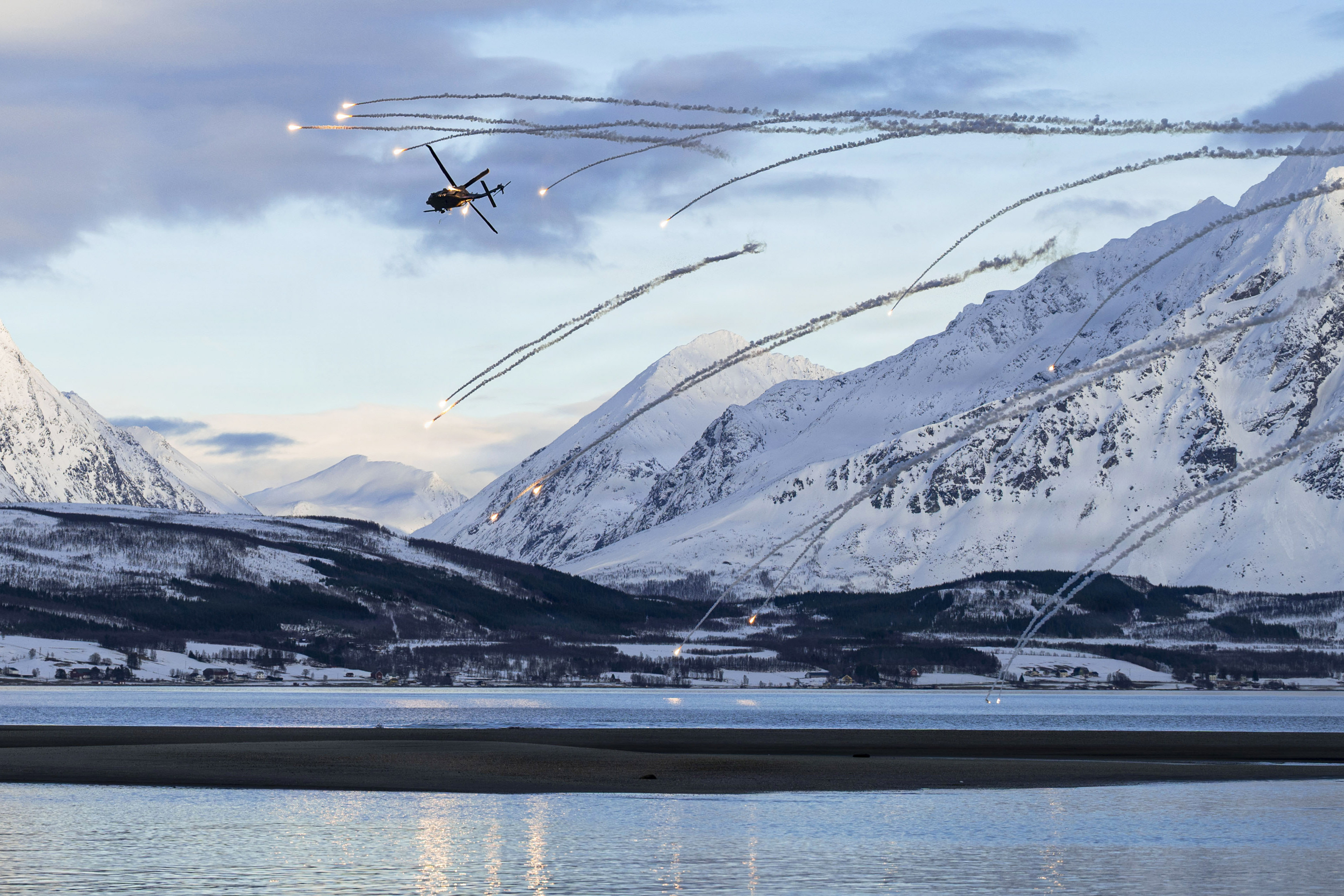 US, allied forces strengthen Arctic readiness during exercise Cold ...