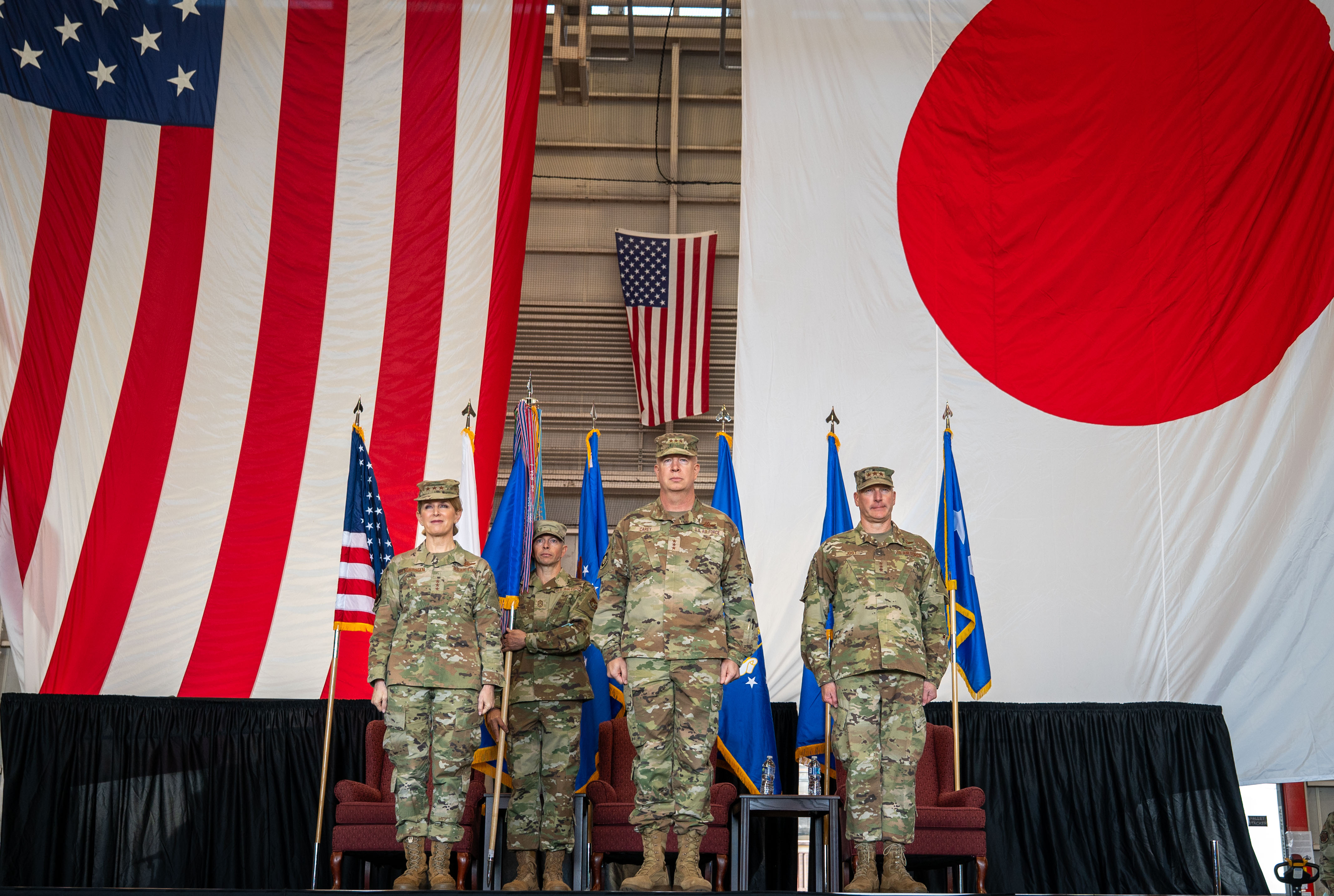 USFJ, 5 AF separate leadership roles during change of command ceremony ...