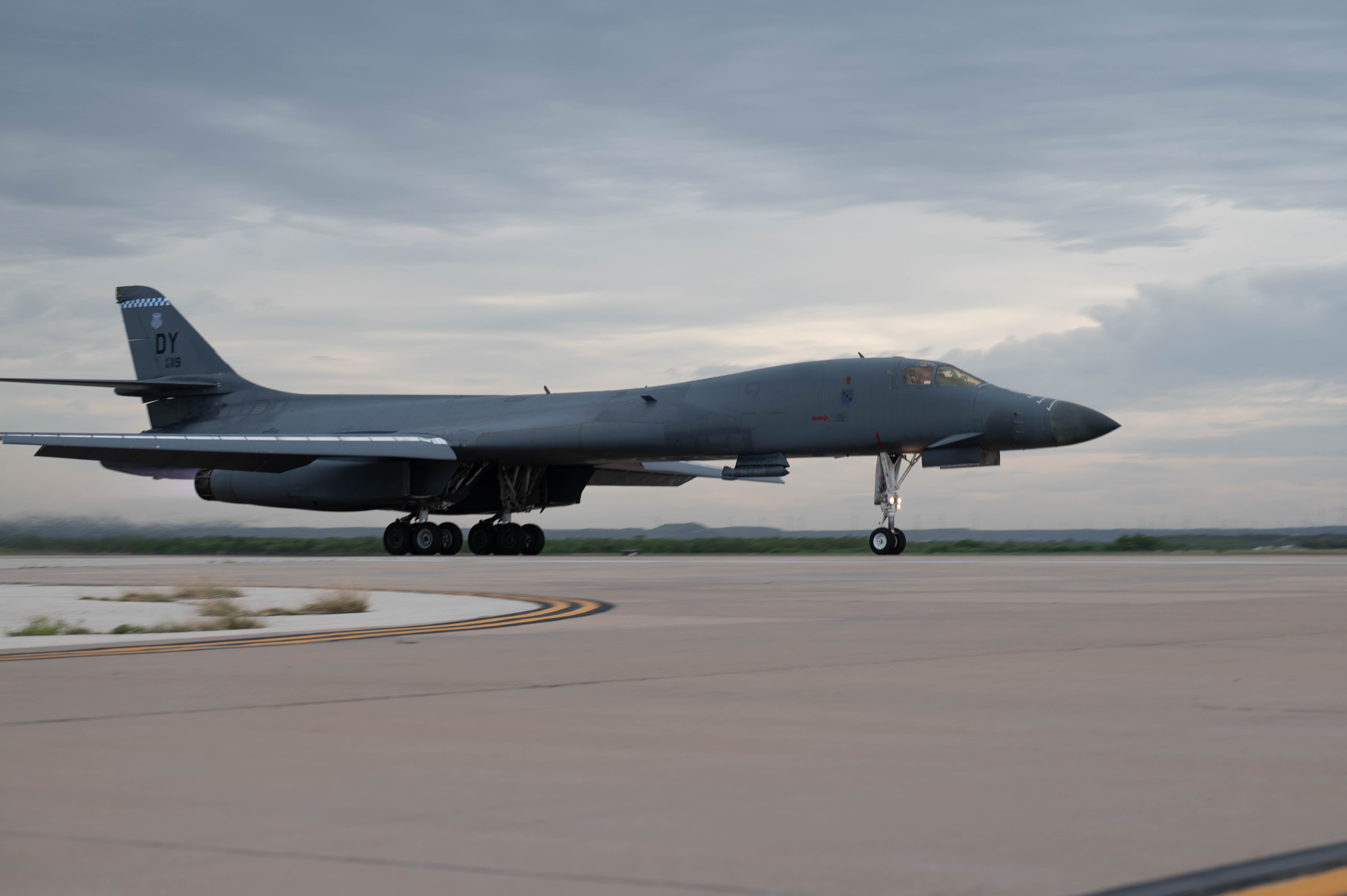 Eighth Air Force leadership connects with Dyess Airmen driving mission ...